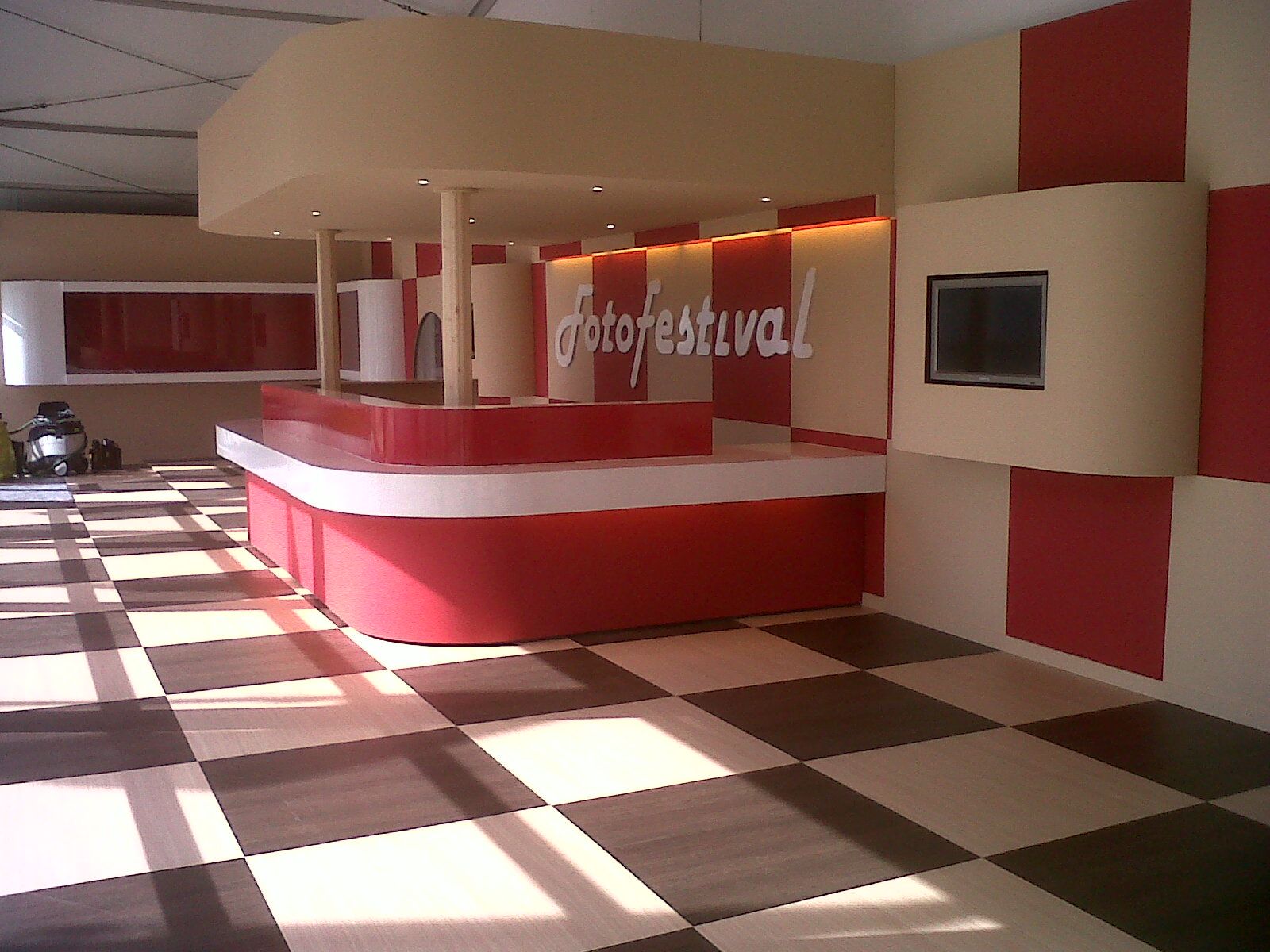 Retro Reception Desk : 9 Steps (with Pictures) - Instructables