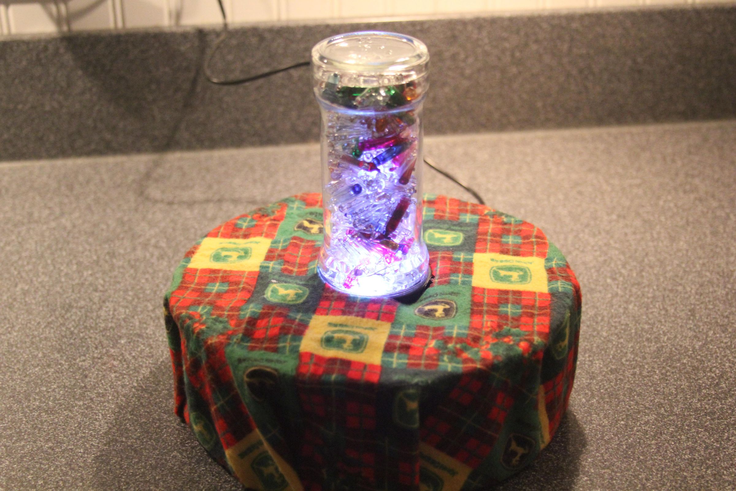 Holiday String Light Centerpiece : 9 Steps (with Pictures) - Instructables
