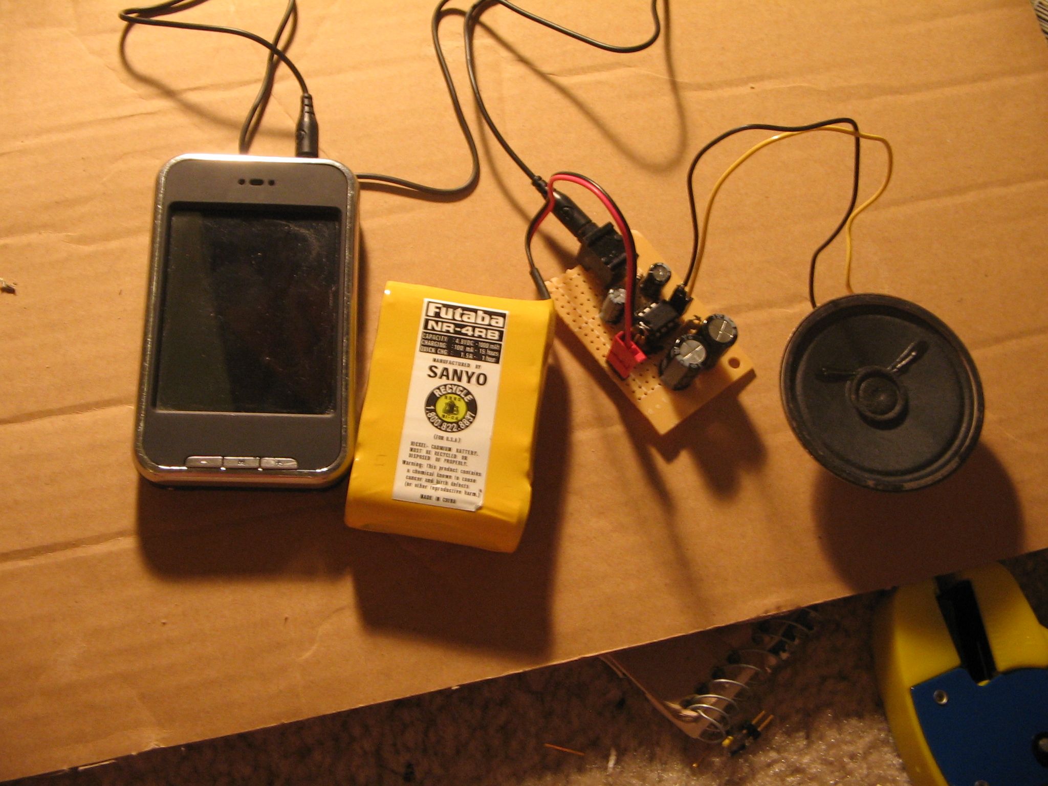 DIY Amplified Speakers for Your MP3 Player : 8 Steps - Instructables