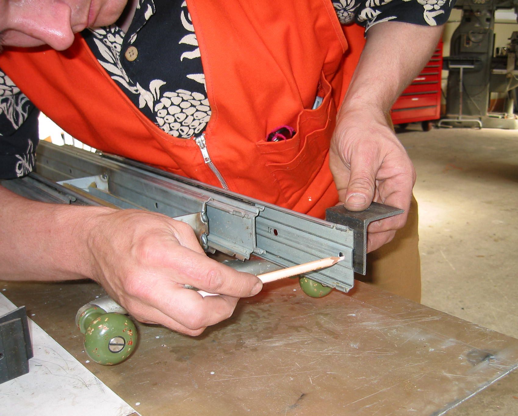 Hand Cranked Document Shredder : 18 Steps (with Pictures) - Instructables