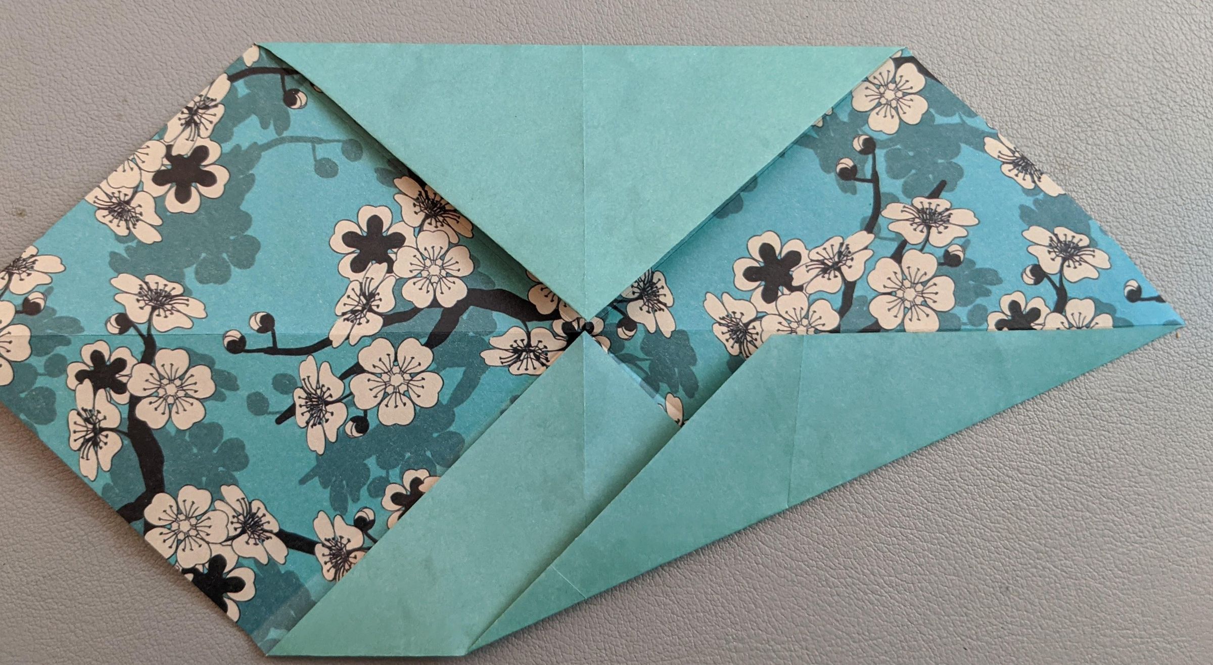 Origami Walrus Bookmark V2 : 9 Steps - Instructables