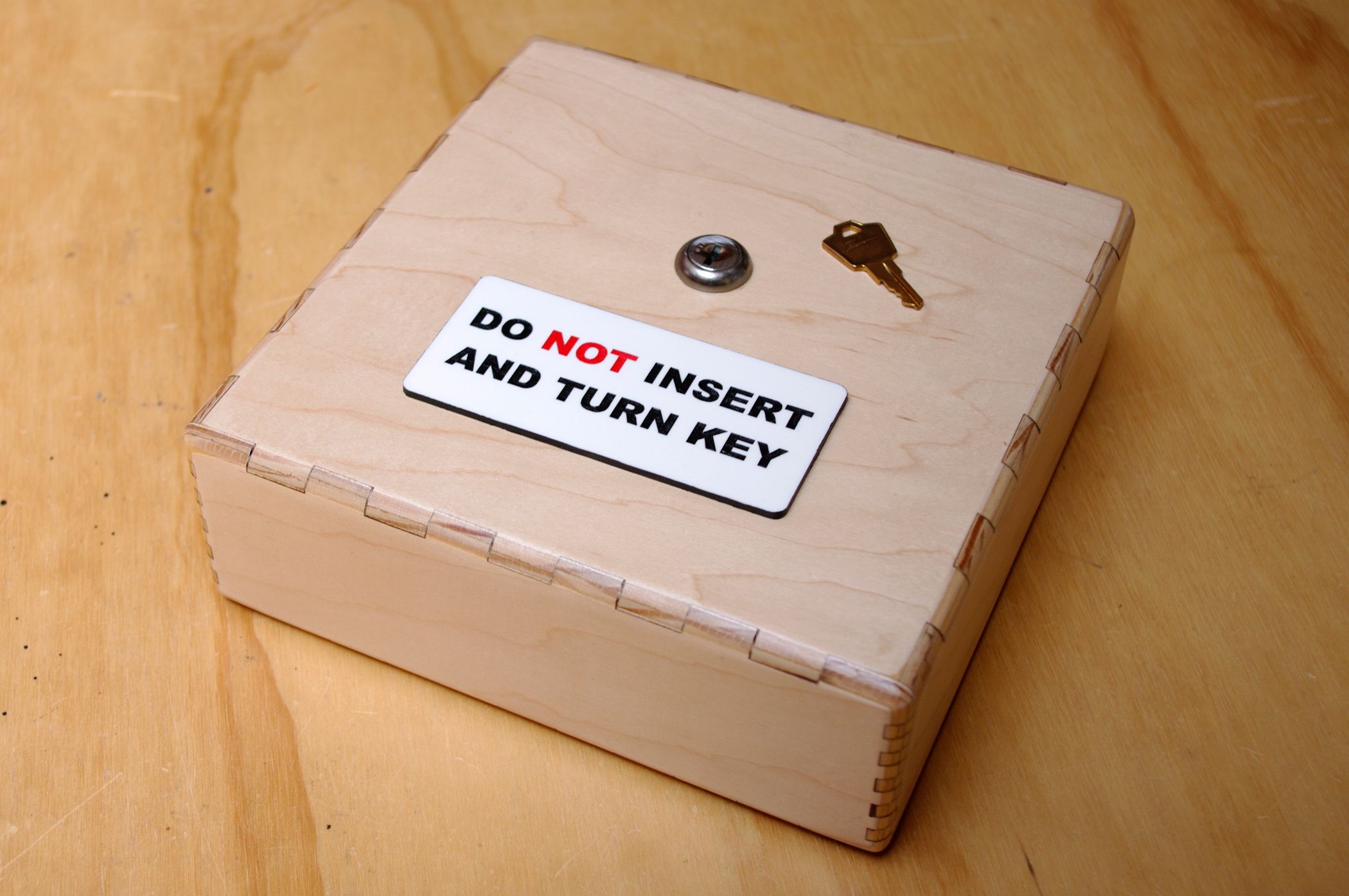 Prank Box : 17 Steps (with Pictures) - Instructables