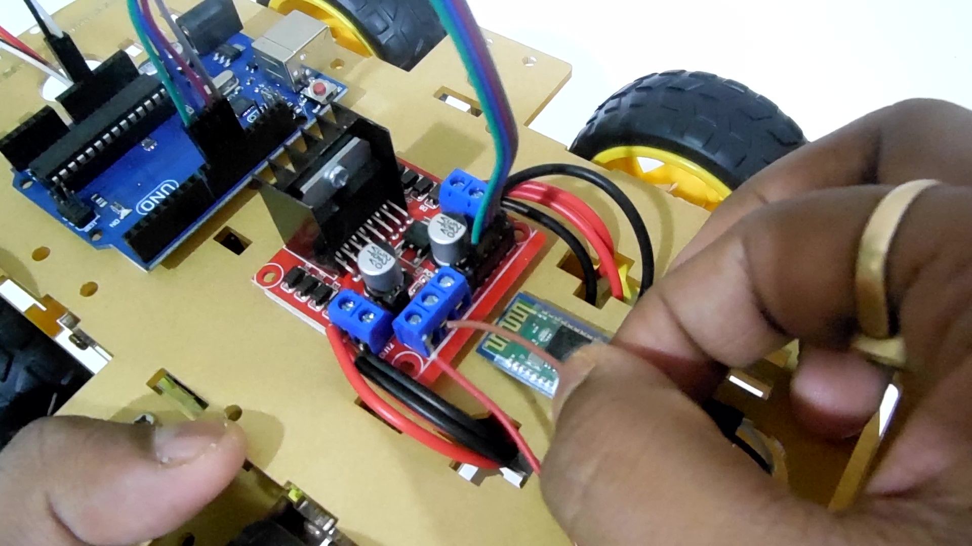 Bluetooth Controlled Robot Car : 13 Steps (with Pictures) - Instructables