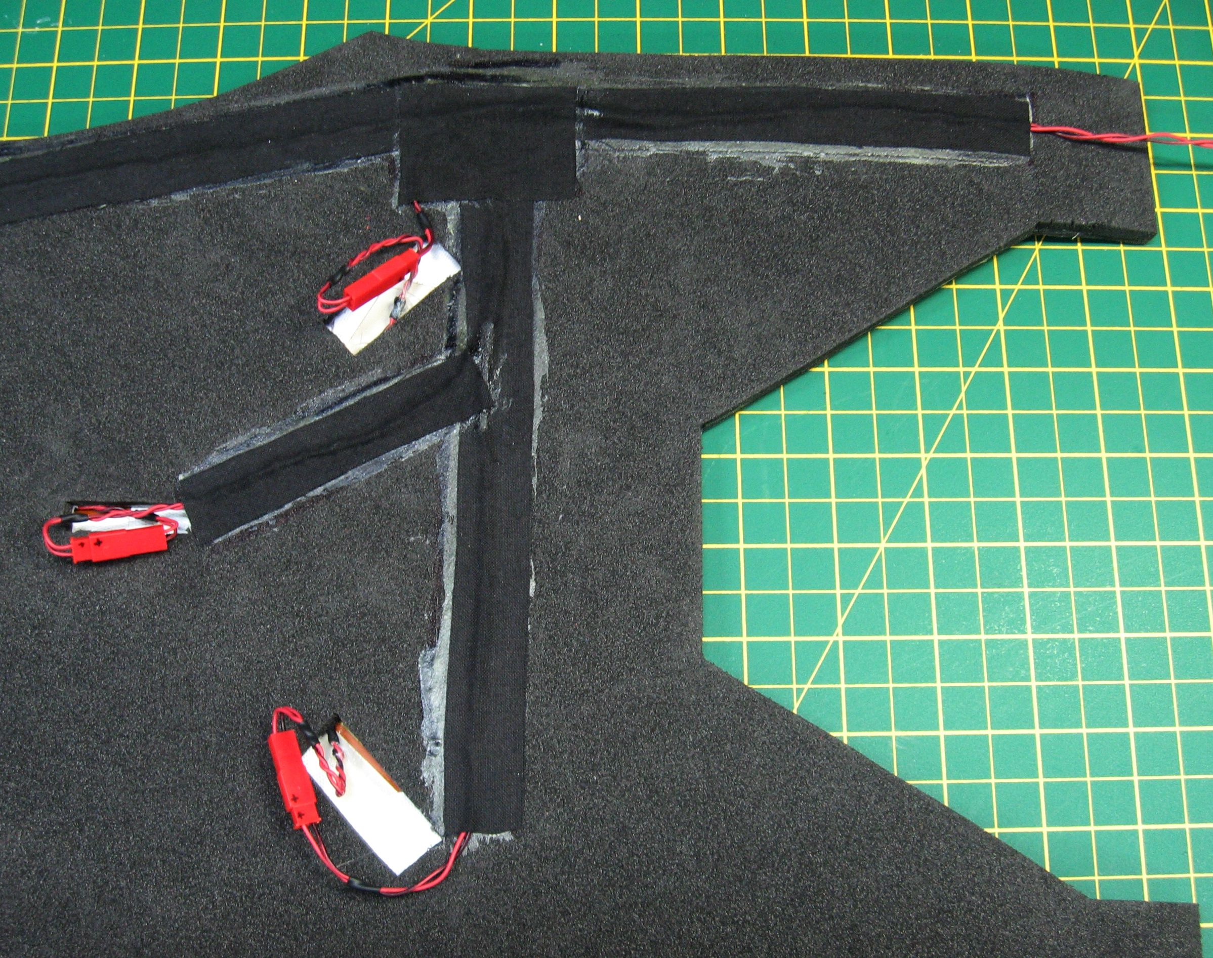 Tron Legacy Sam Light Suit : 8 Steps (with Pictures) - Instructables