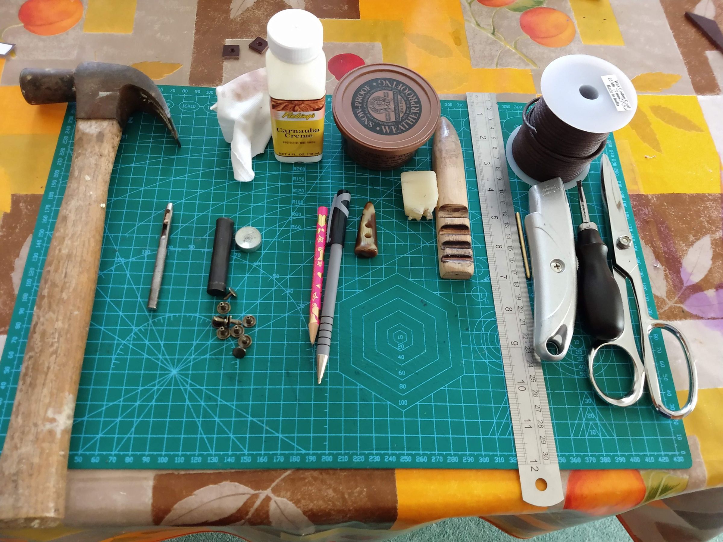 Laced Leather Belt Bag : 14 Steps (with Pictures) - Instructables