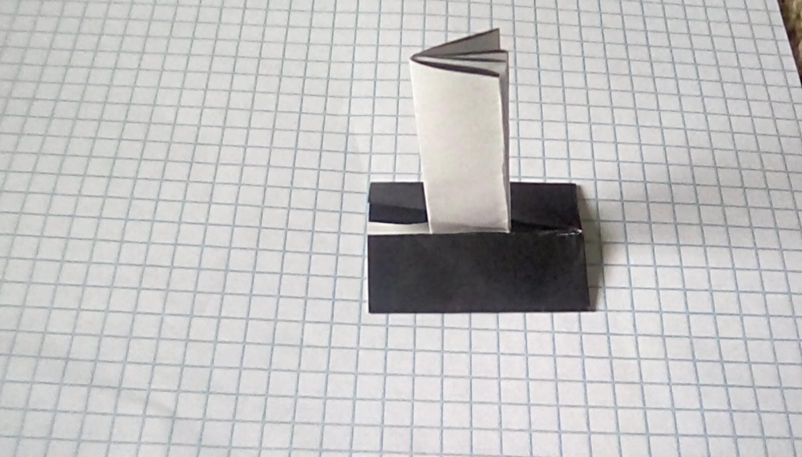 Origami Grave Stone (In Loving Memory of Unus Annus) : 4 Steps ...