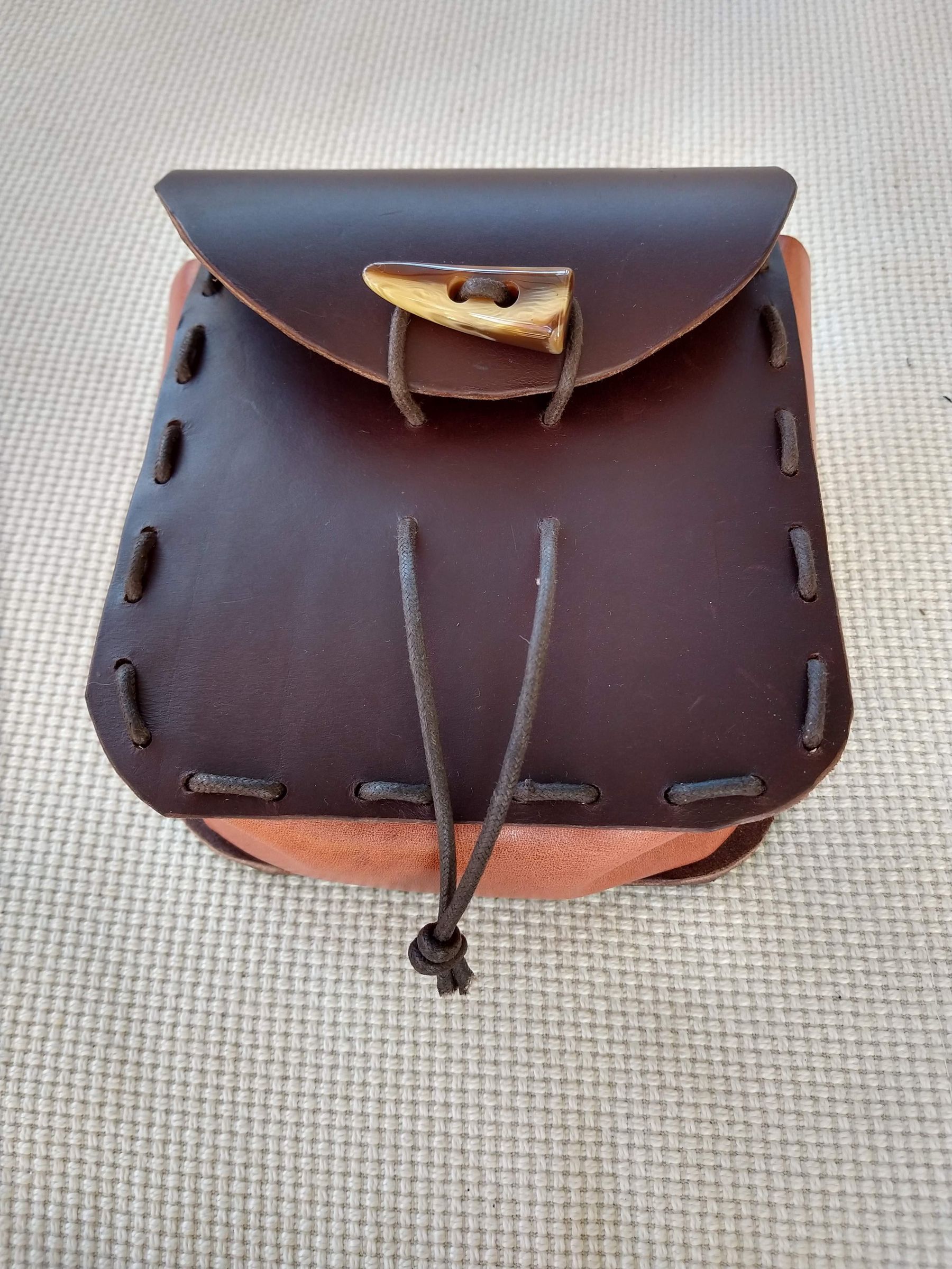 Laced Leather Belt Bag : 14 Steps (with Pictures) - Instructables