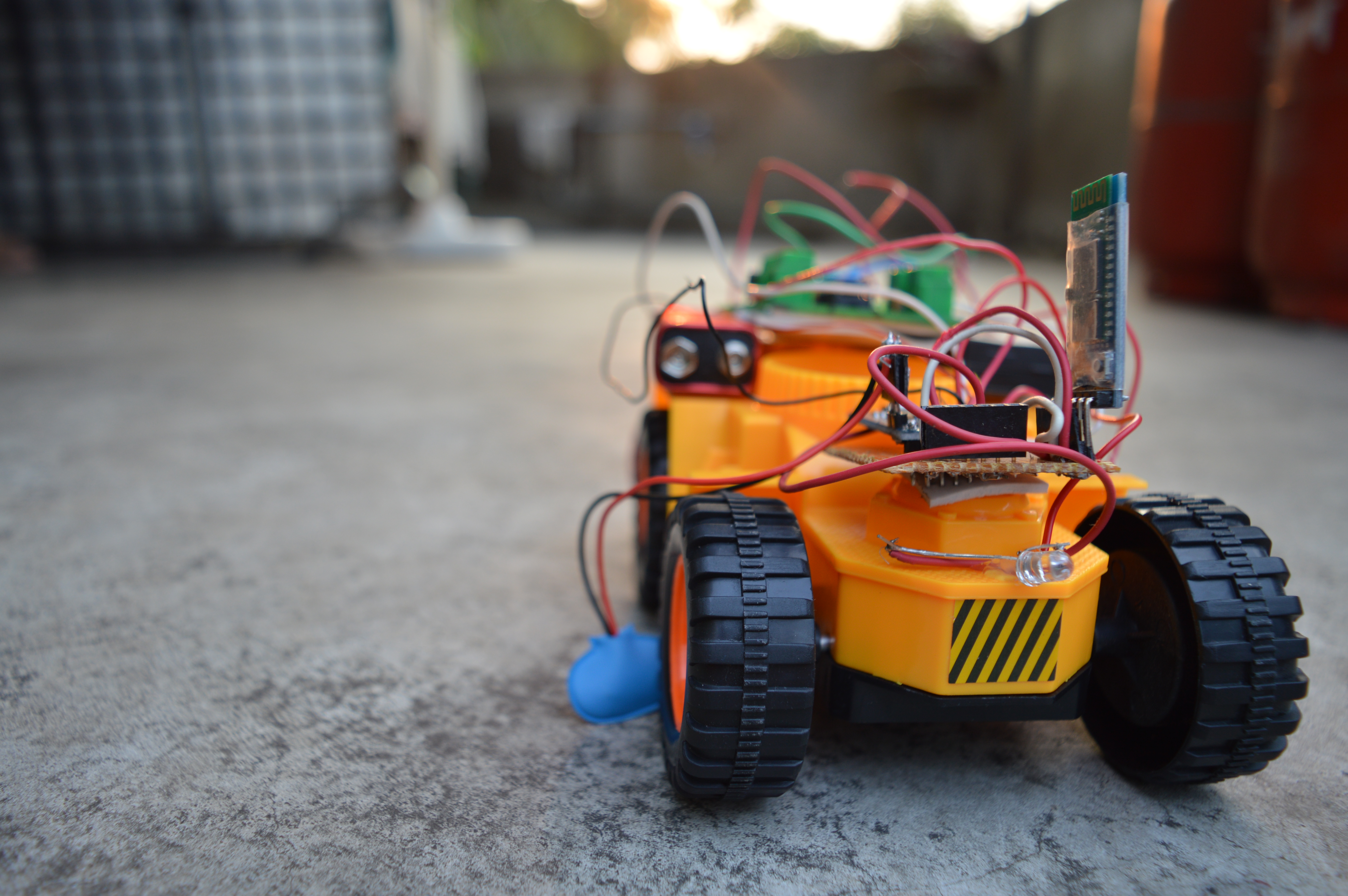 Smartphone Controlled Arduino Robot : 10 Steps (with Pictures ...