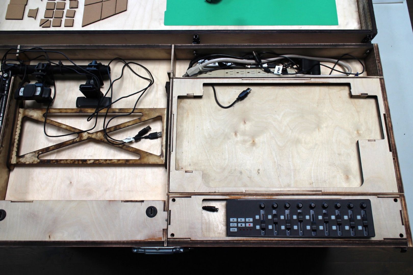 The Animation Station : 14 Steps (with Pictures) - Instructables