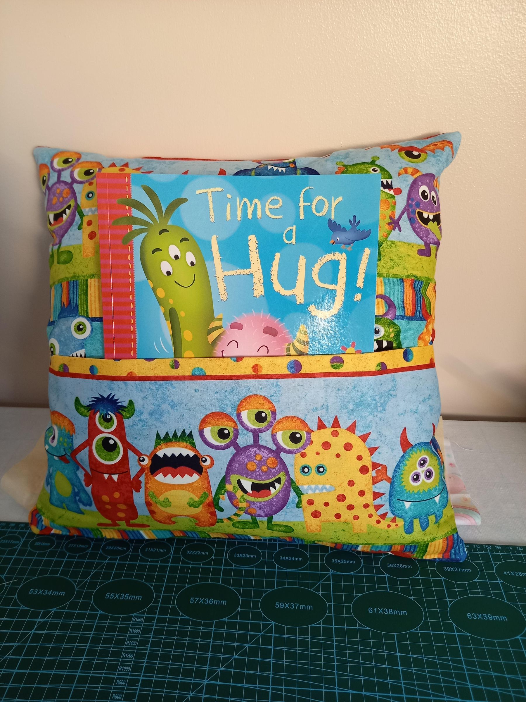 Monster Reading Cushion : 13 Steps (with Pictures) - Instructables