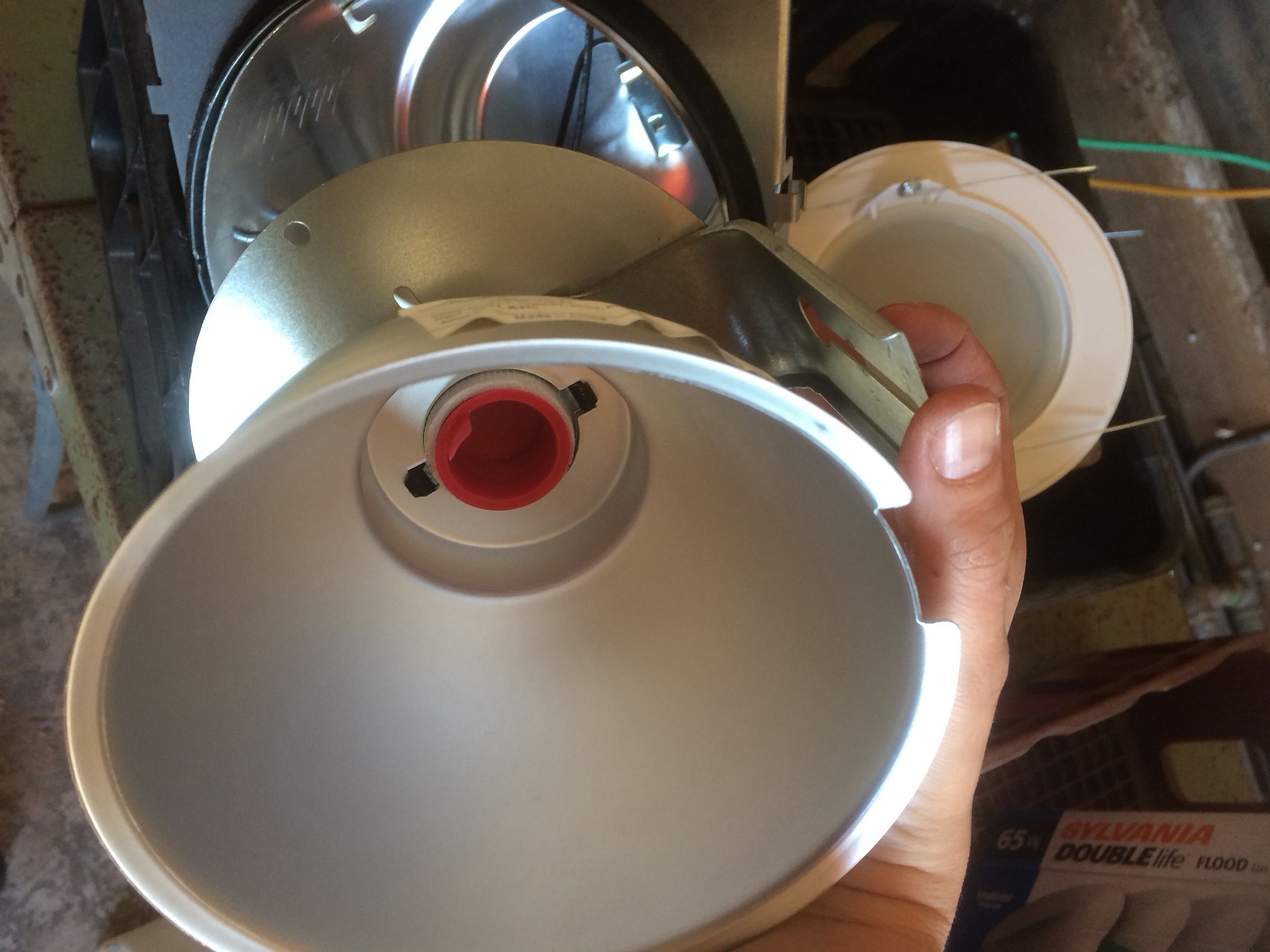 How to Install Trim in Recessed Lighting. : 8 Steps (with Pictures ...