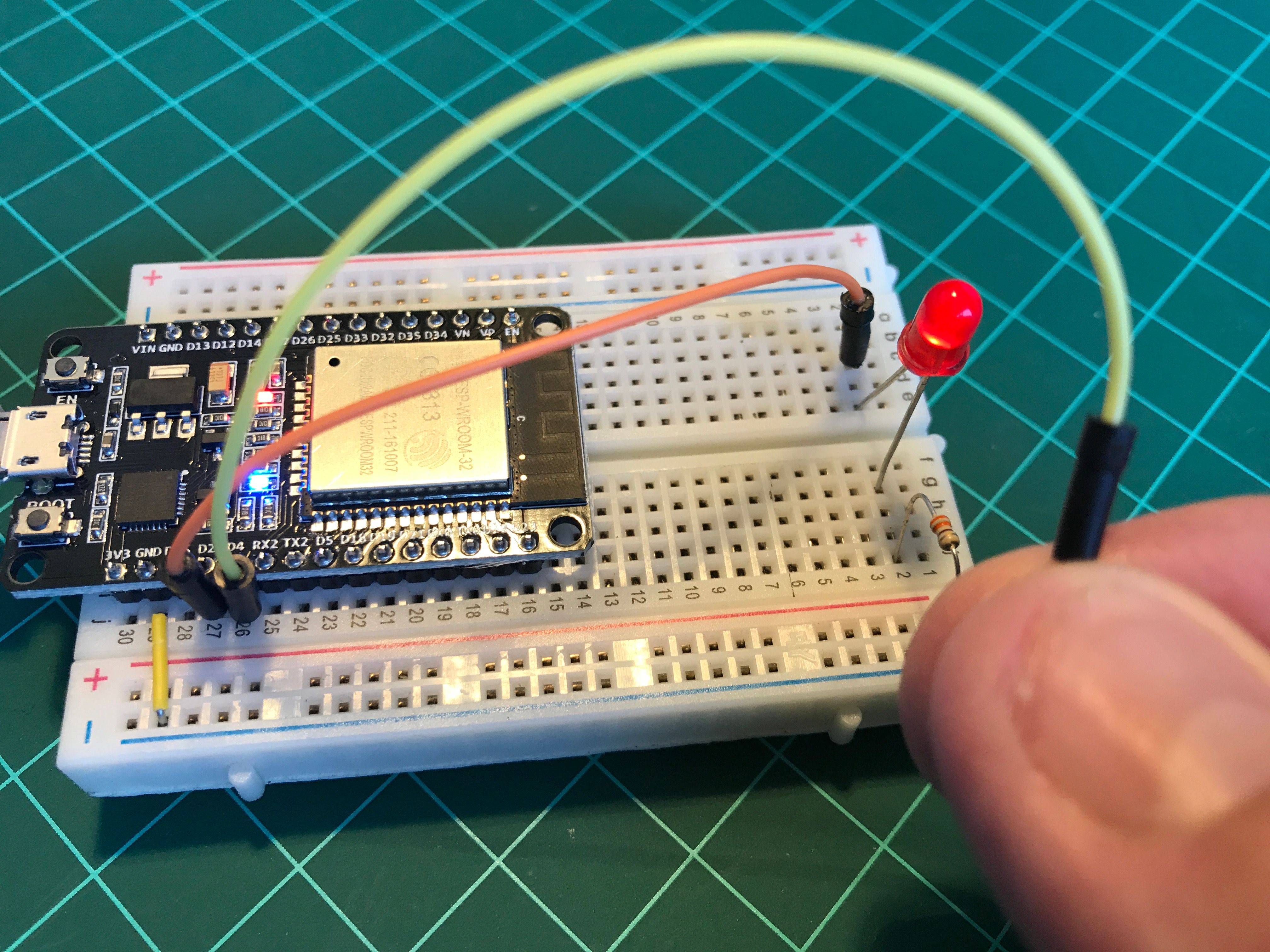 IOT Made Simple: Playing With the ESP32 on Arduino IDE : 13 Steps (with ...