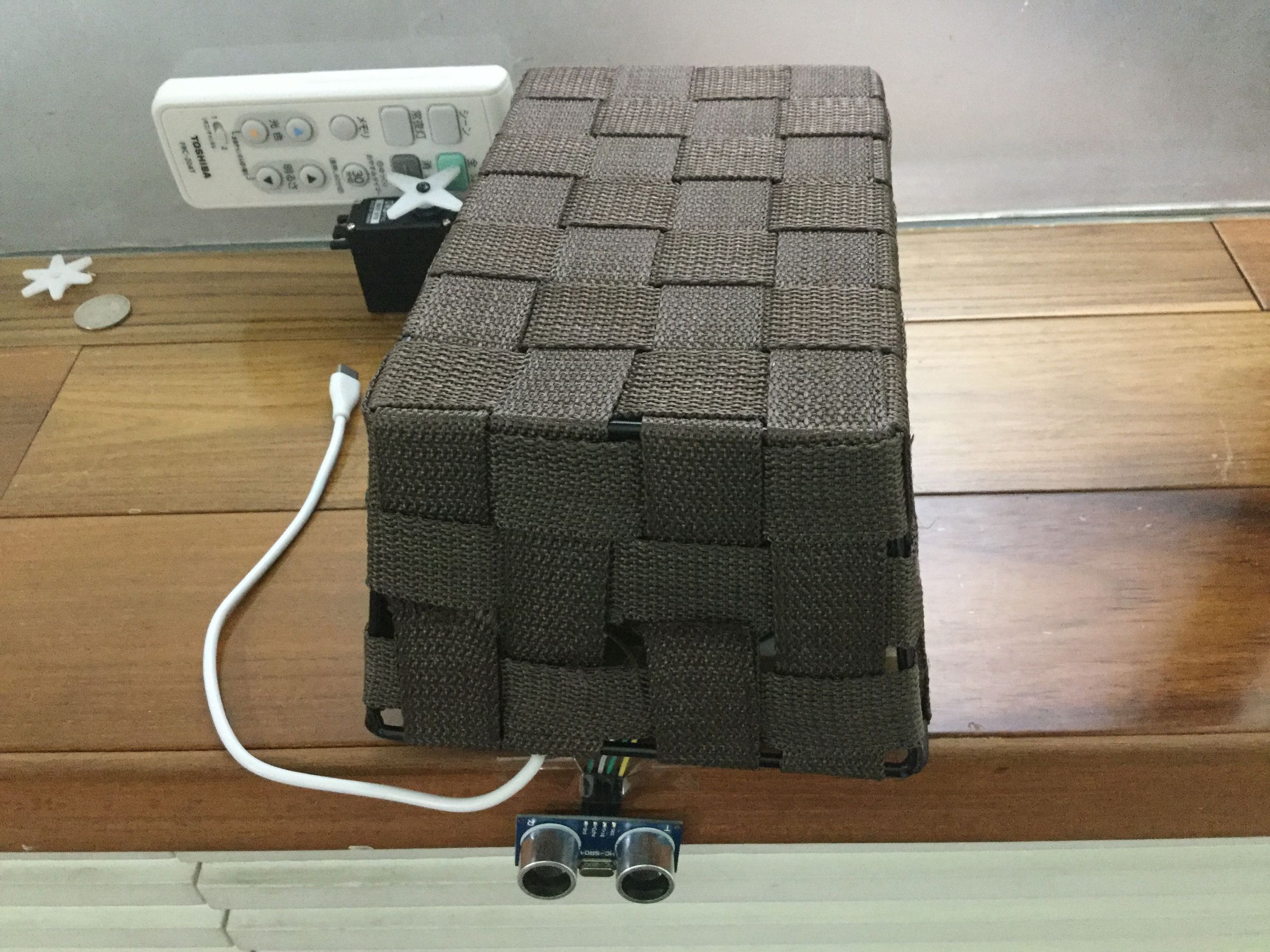 Arduino Ultrasonic Sensor Light Switcher : 6 Steps - Instructables