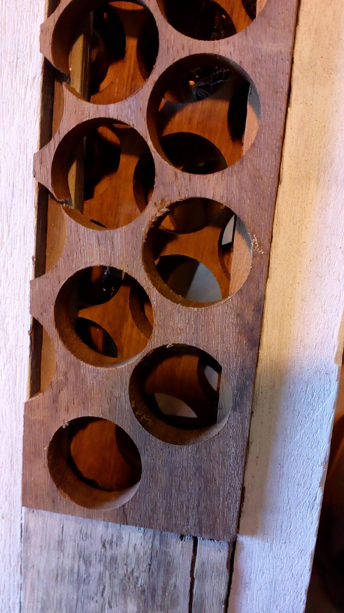Bee & Bug Tower Hotel : 7 Steps (with Pictures) - Instructables