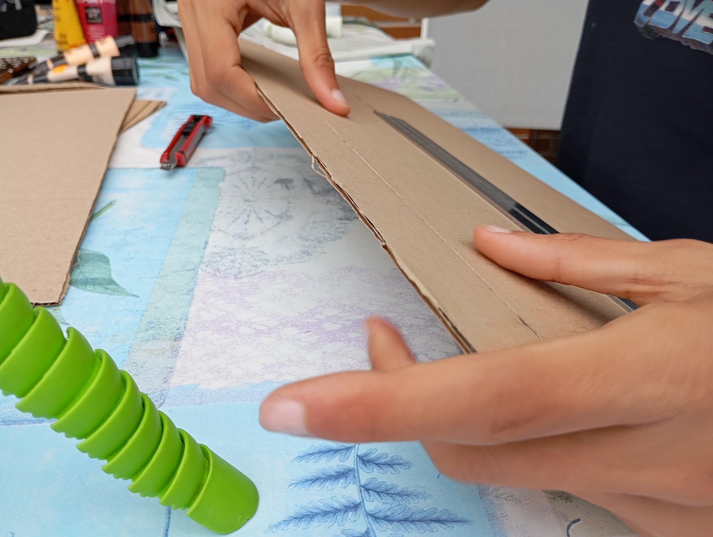 How to Make a DIY Carboard RC Plane : 23 Steps (with Pictures ...