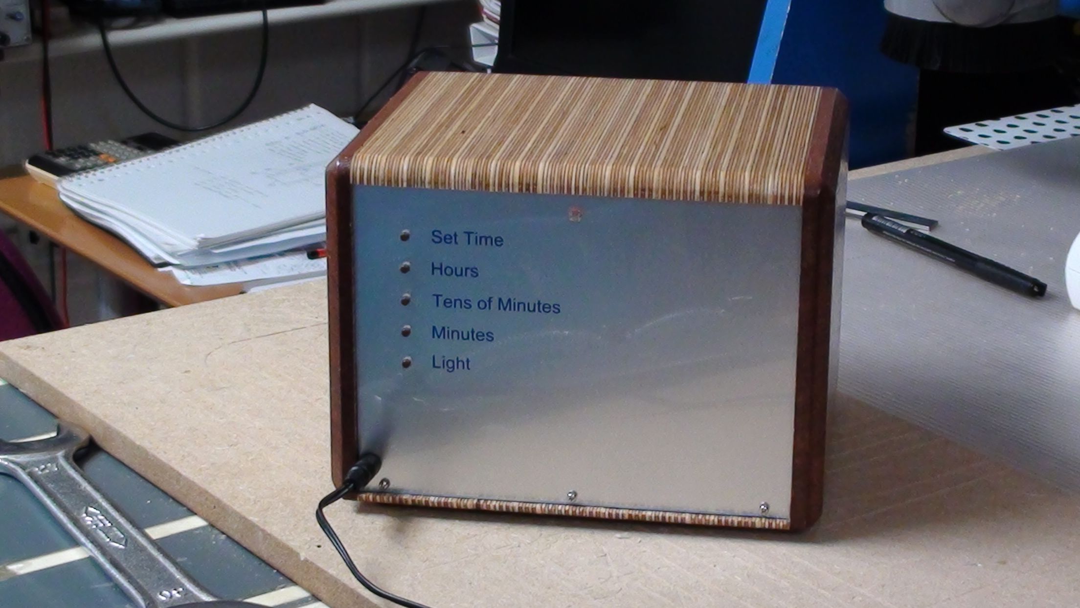 Retro Digital Clock : 5 Steps (with Pictures) - Instructables