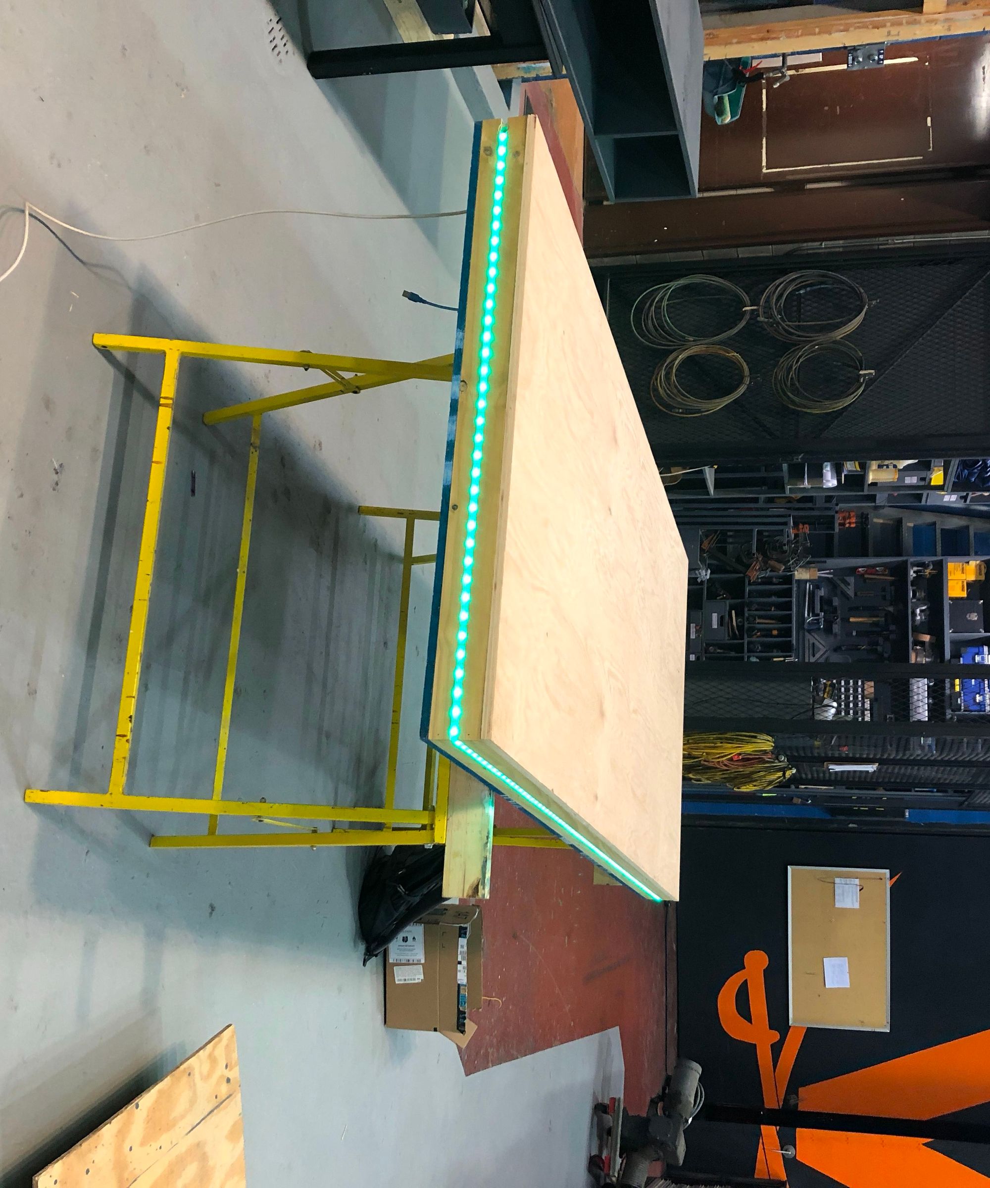 Beer Die Table : 6 Steps - Instructables