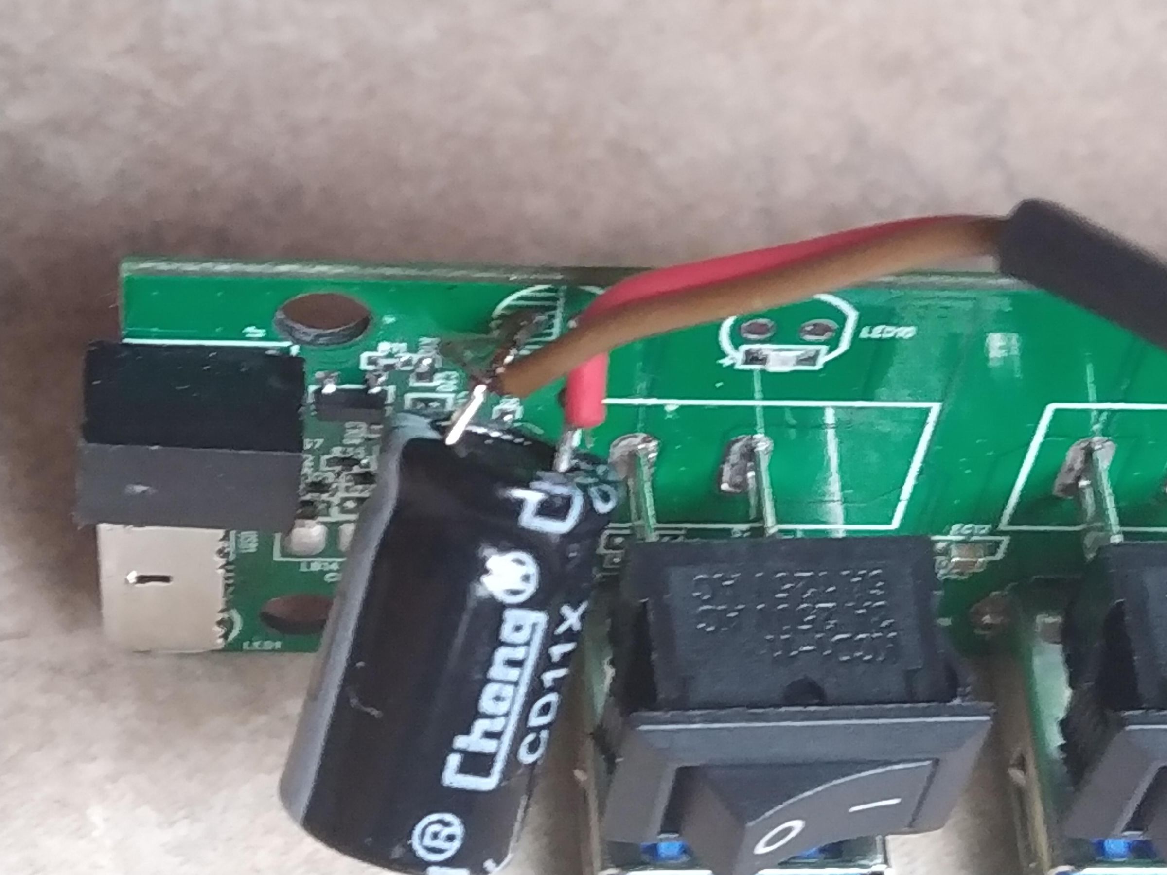 PoorNAS: DIY USB JBOD Hotswap Storage 4 Bay 2.5" 20TB HDD Enclosure : 6 ...