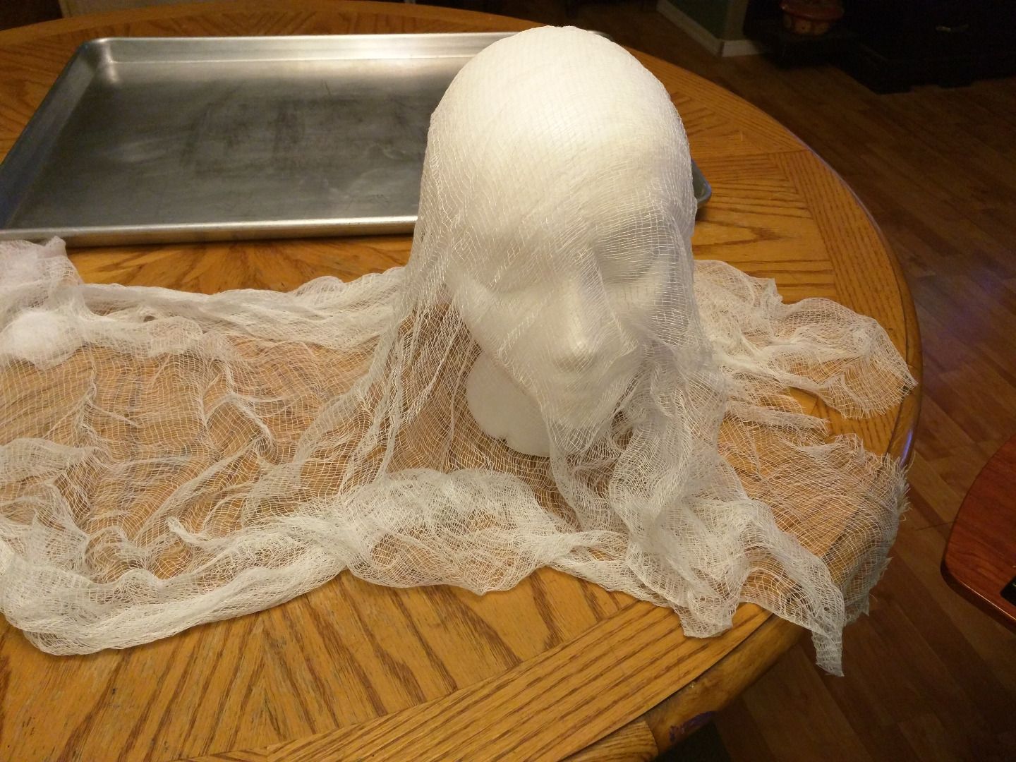 Quick and Easy Severed Head. : 6 Steps (with Pictures) - Instructables