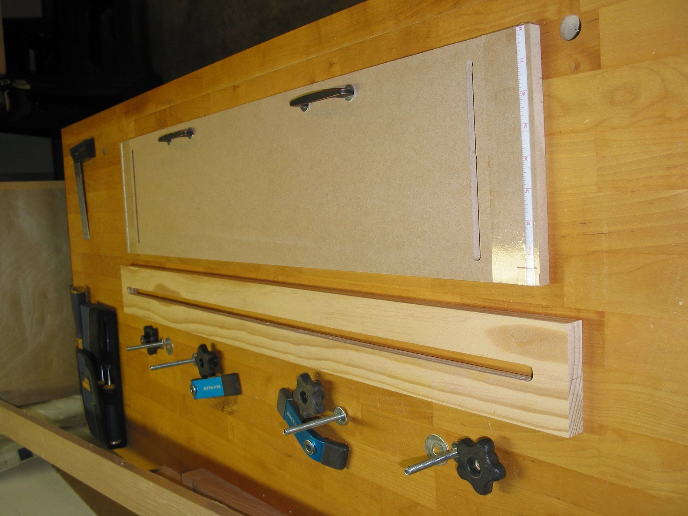 How to Make a Taper Jig on the Cheap : 3 Steps (with Pictures ...
