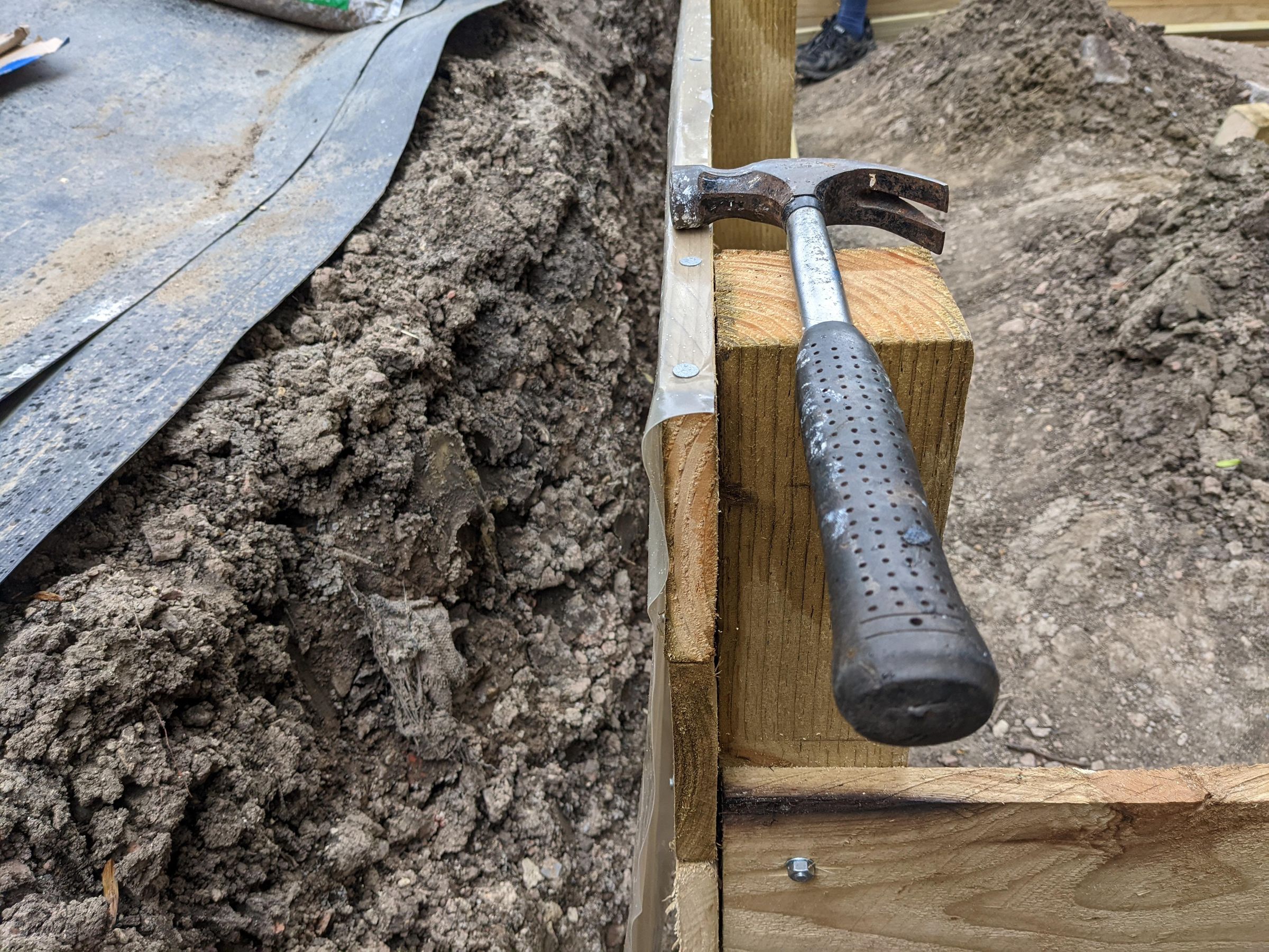 Creating a Beautiful Tiered Garden From a Boring New Build Slope : 8 ...