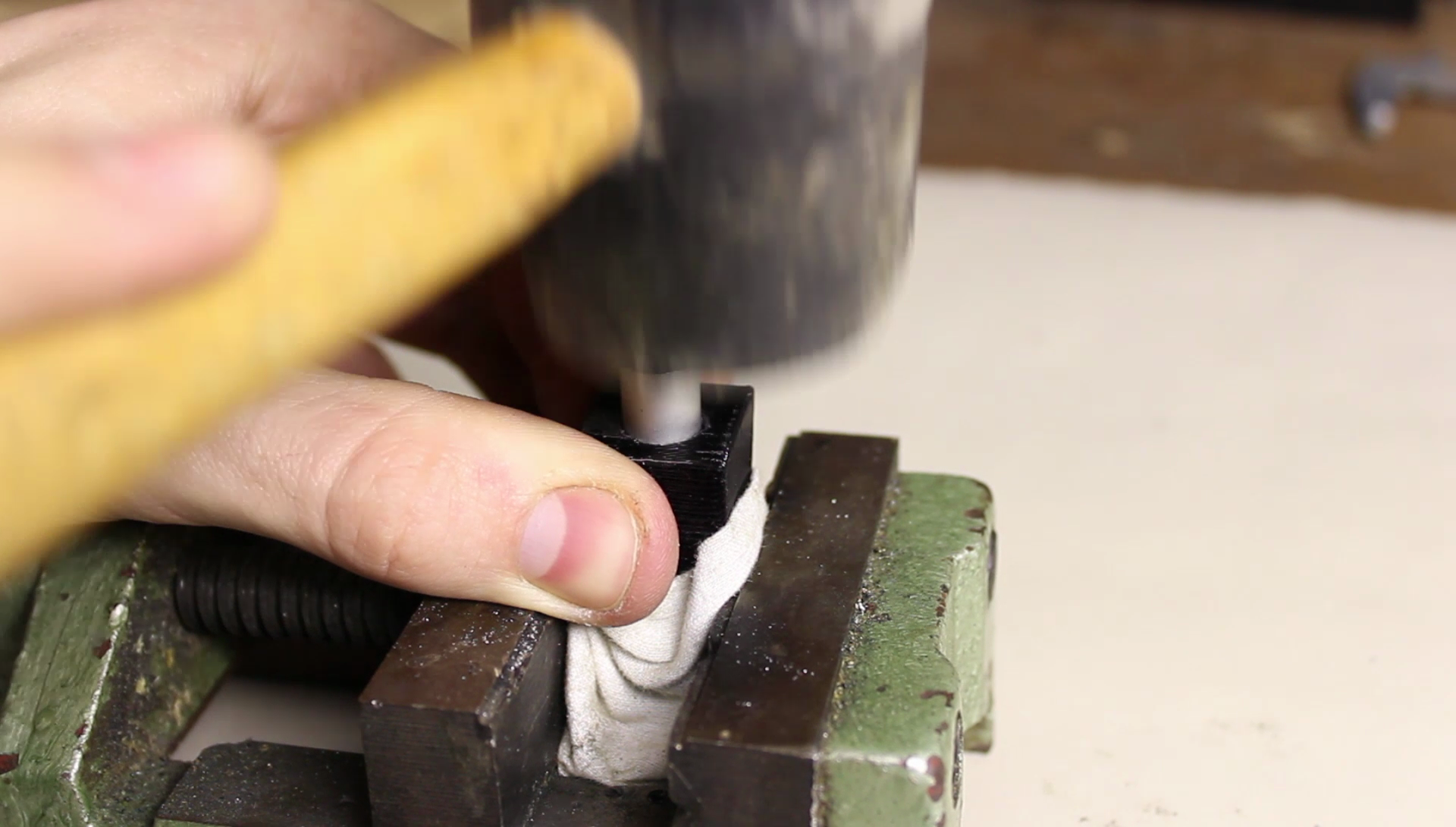 Make a Pocket Hole Jig : 5 Steps (with Pictures) - Instructables