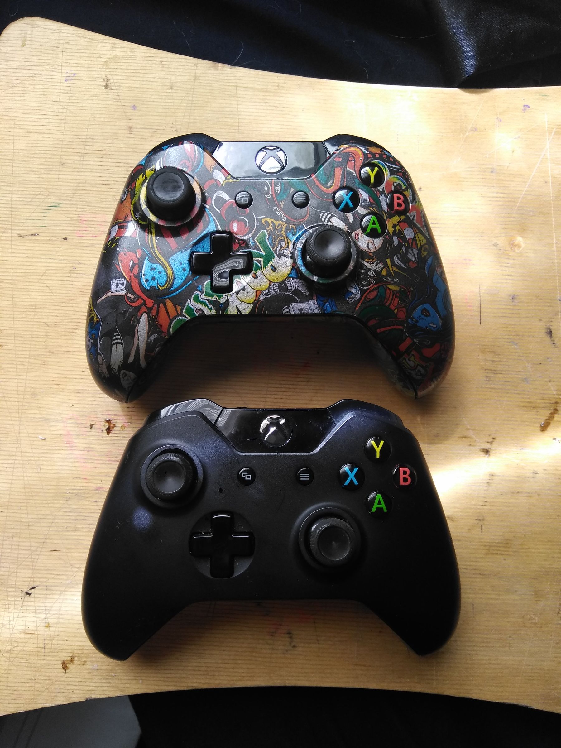 Hydro Dip Custom Xbox One Controller : 6 Steps - Instructables
