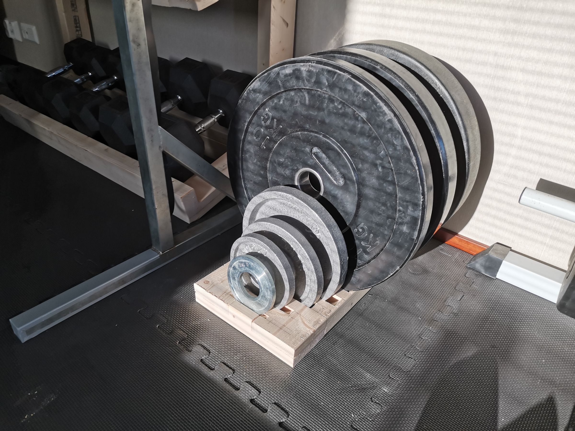 Bumber Plate Rack : 3 Steps - Instructables