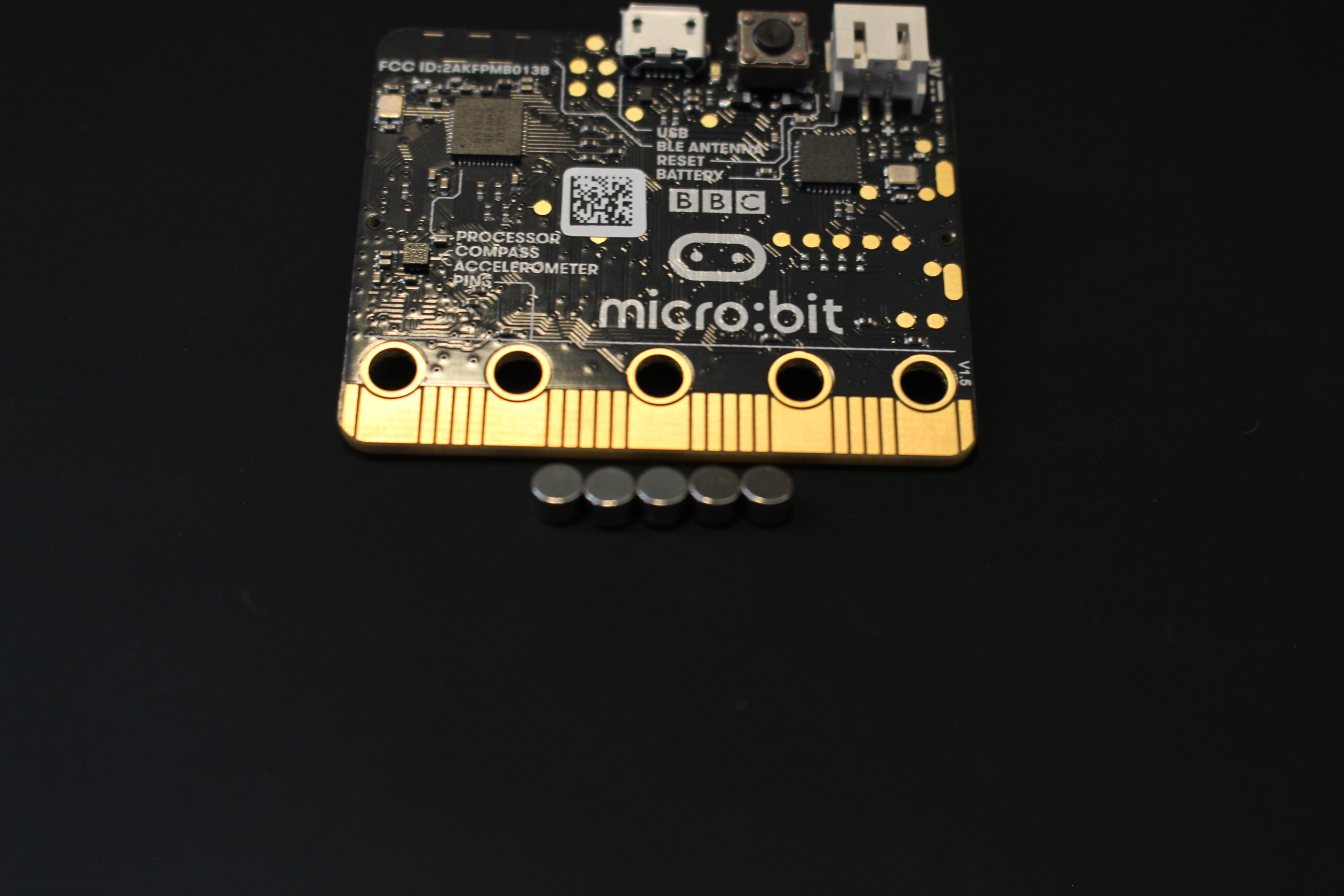The ThreadBoard: Micro:bit E-Textile Prototyping Board : 5 Steps (with ...