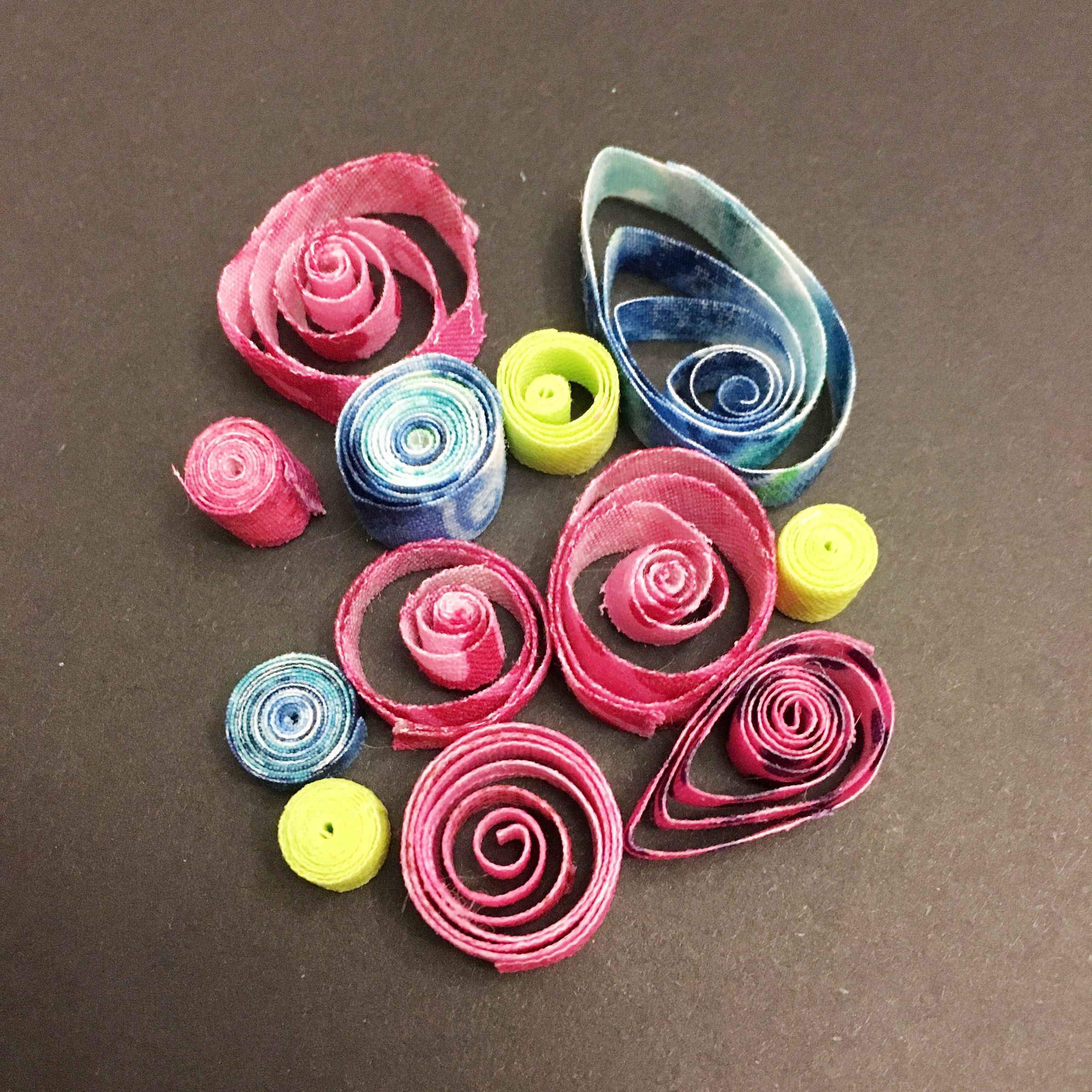 DIY Quilling Fabric : 7 Steps - Instructables