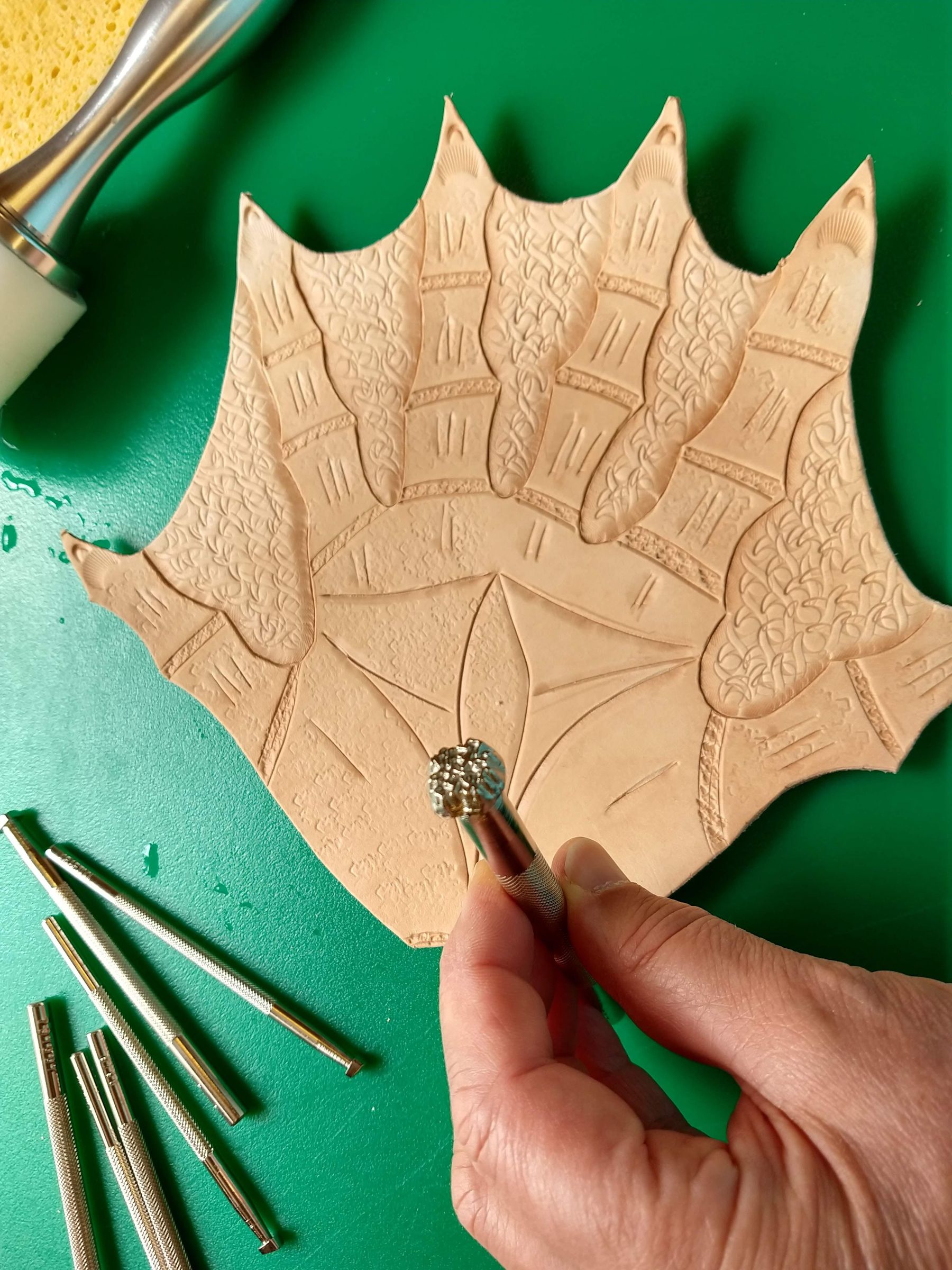 Alien Hand Leather Coin / Vanity Tray : 15 Steps (with Pictures ...