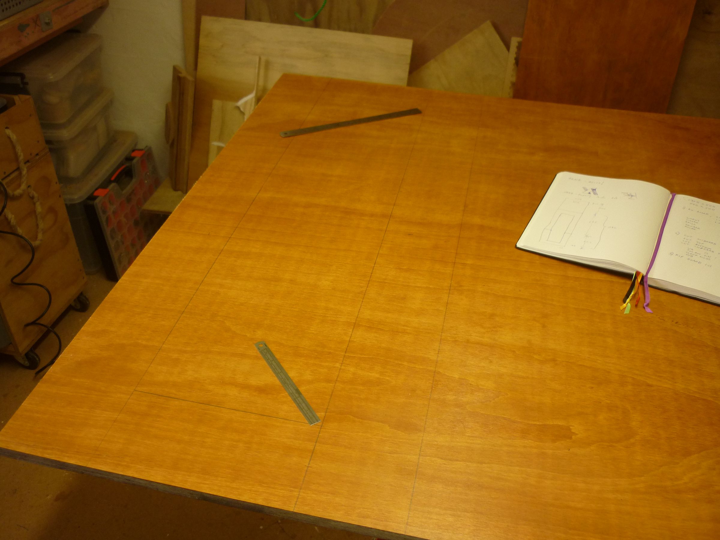 Collapsible Z-Shaped Side Table : 7 Steps (with Pictures) - Instructables