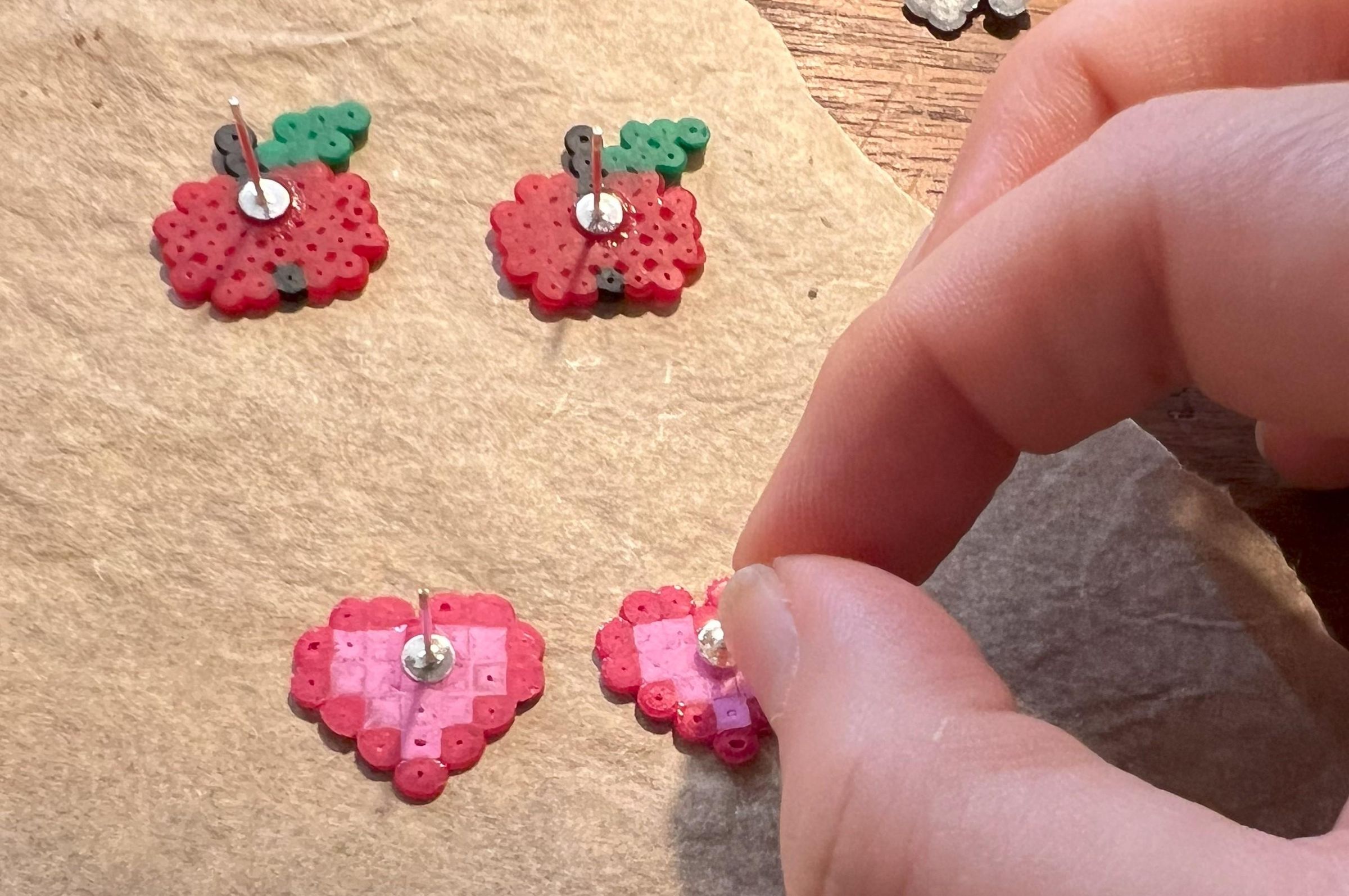 Hama Beads Earings : 5 Steps - Instructables