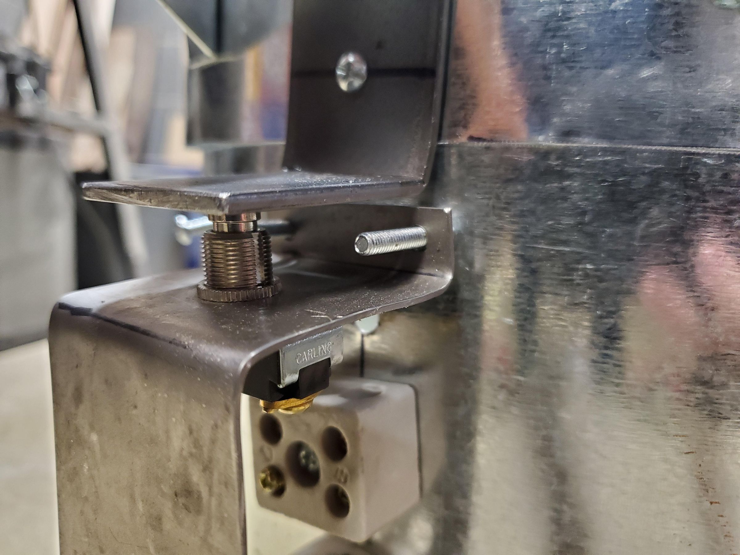 120v Metal Foundry With Lid Switch : 20 Steps (with Pictures ...