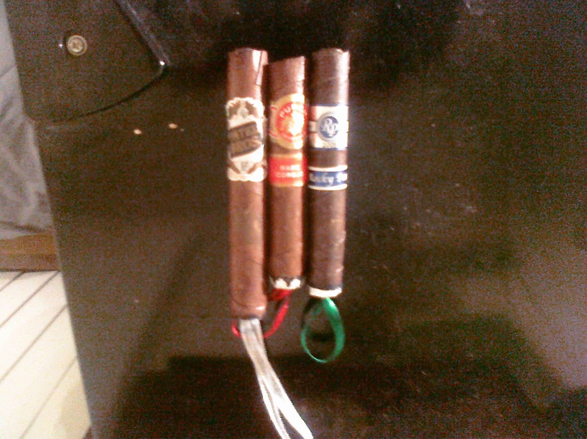 Cigar Christmas Ornaments : 8 Steps - Instructables