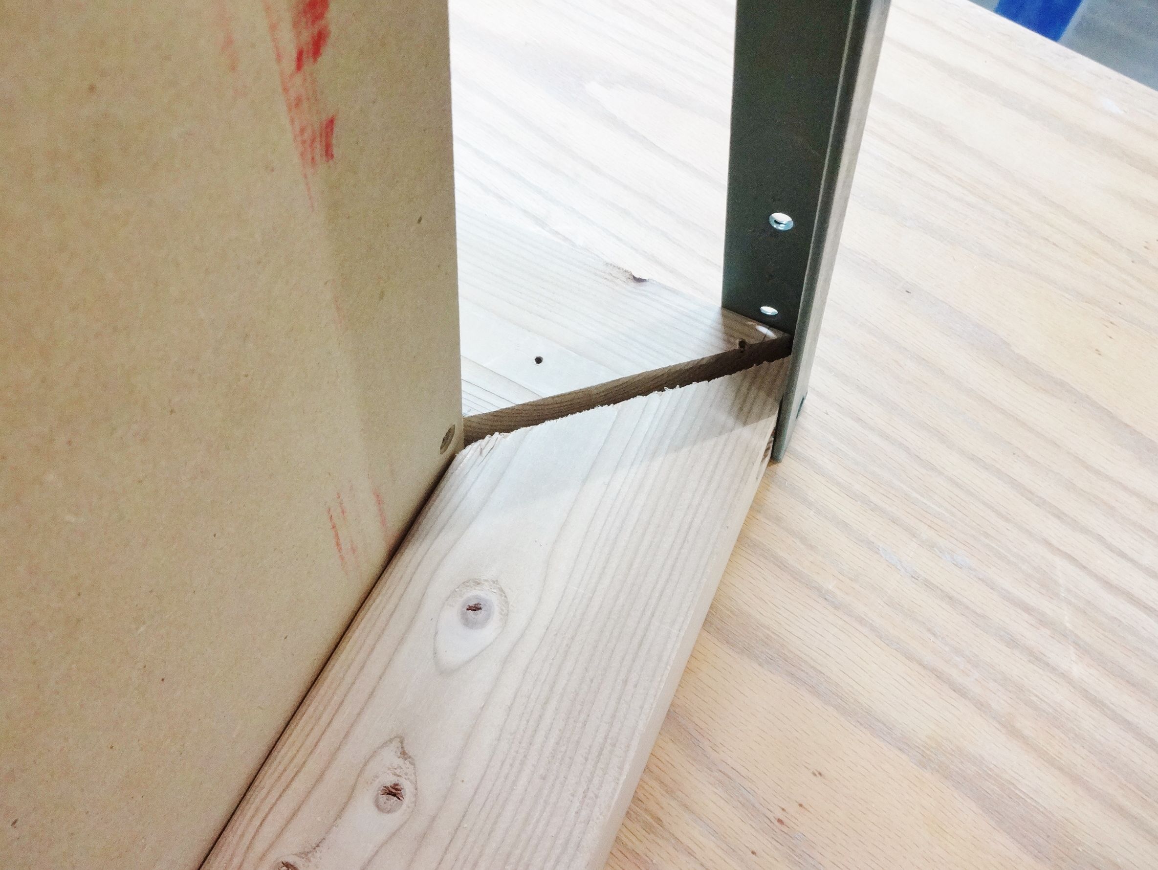 Make a Simple Welded Bar Stool : 11 Steps (with Pictures) - Instructables