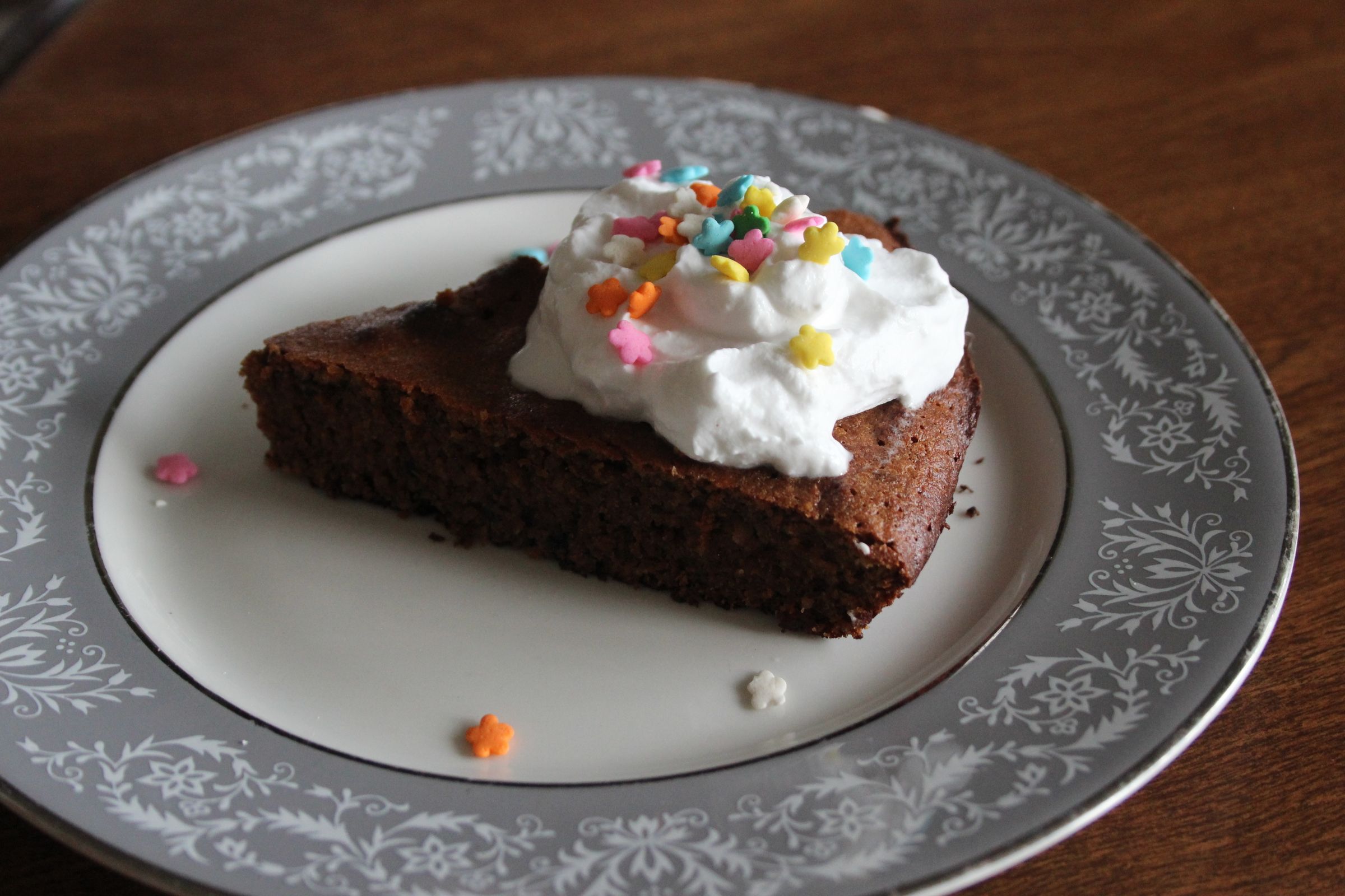 Easy Flourless Carob Cake - Instructables