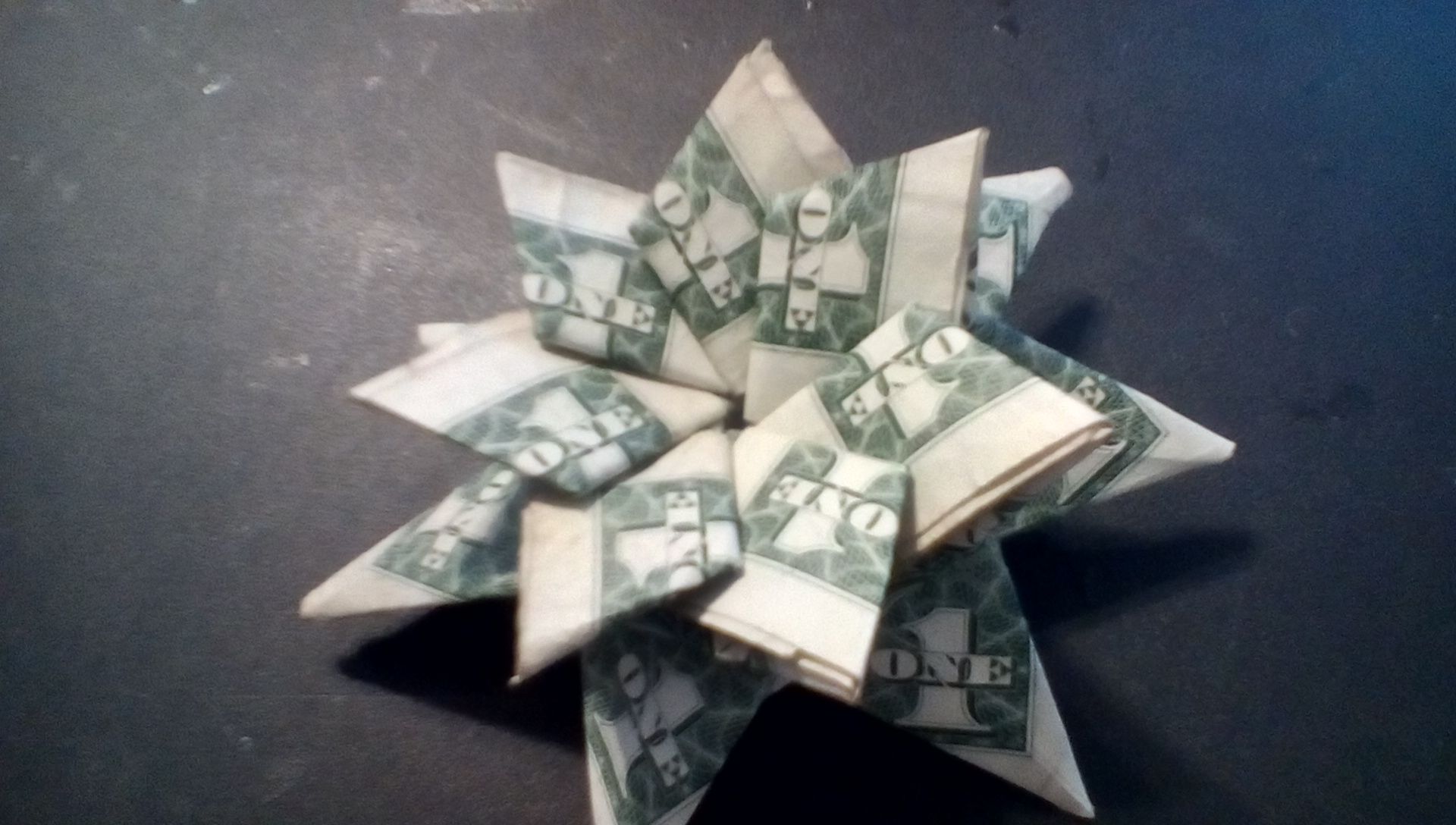 Moneygami Star for Gift Giving : 3 Steps (with Pictures) - Instructables