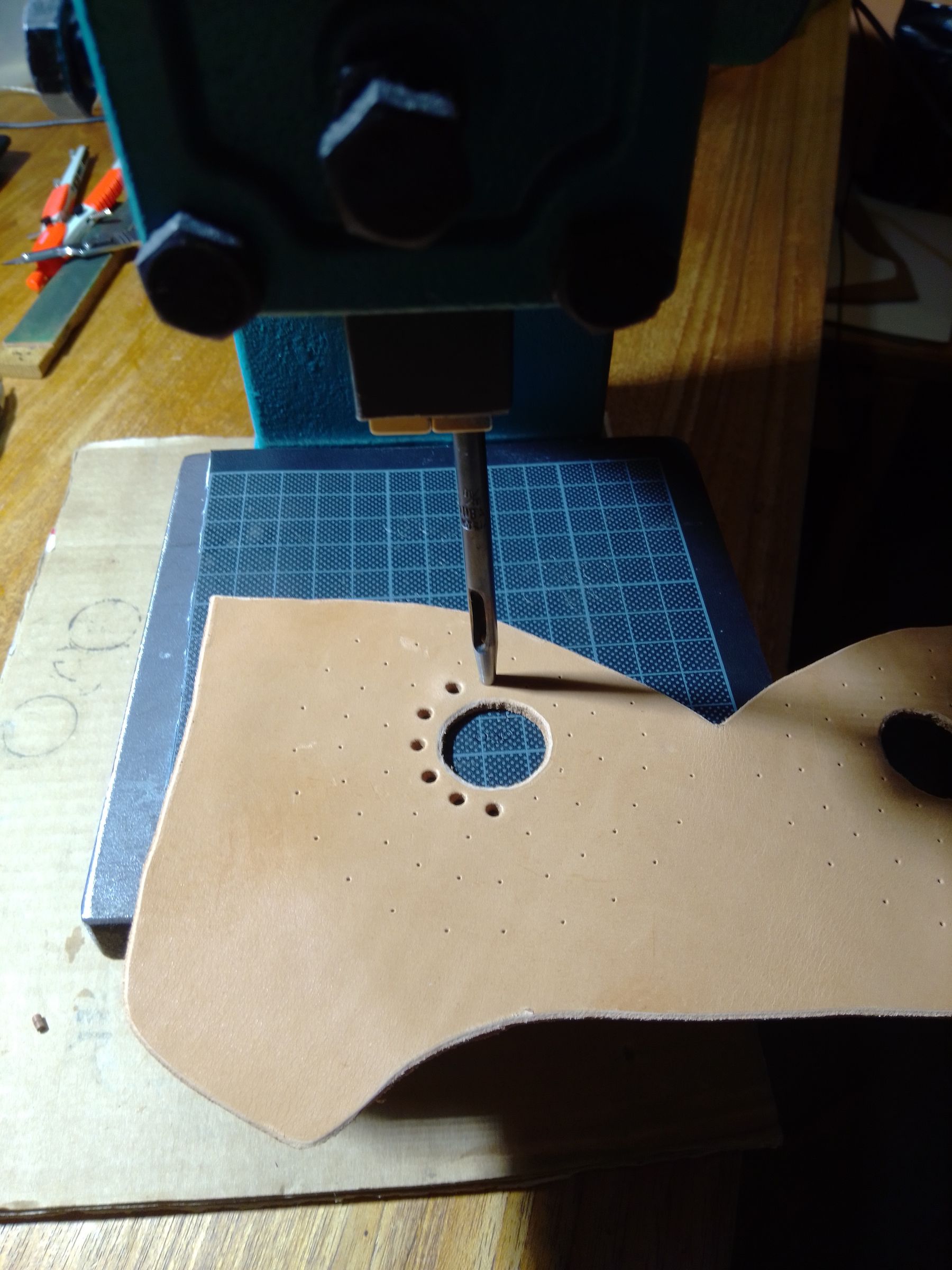 Leather Face Mask (with Filter) : 13 Steps (with Pictures) - Instructables