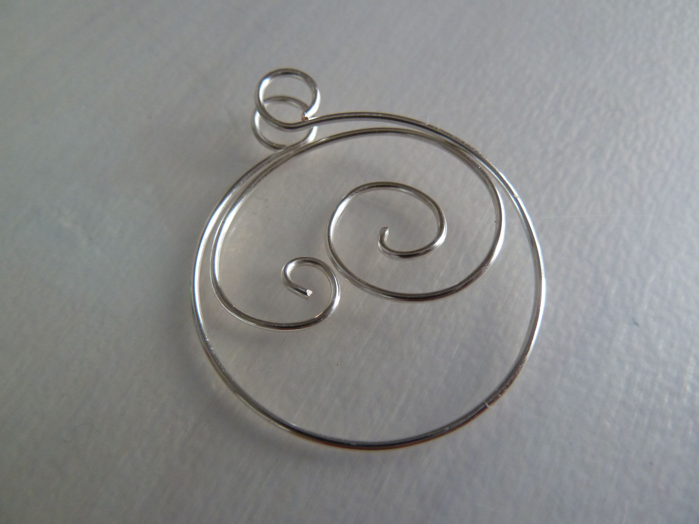 Triple Swirl Wirework Pendant : 17 Steps (with Pictures) - Instructables