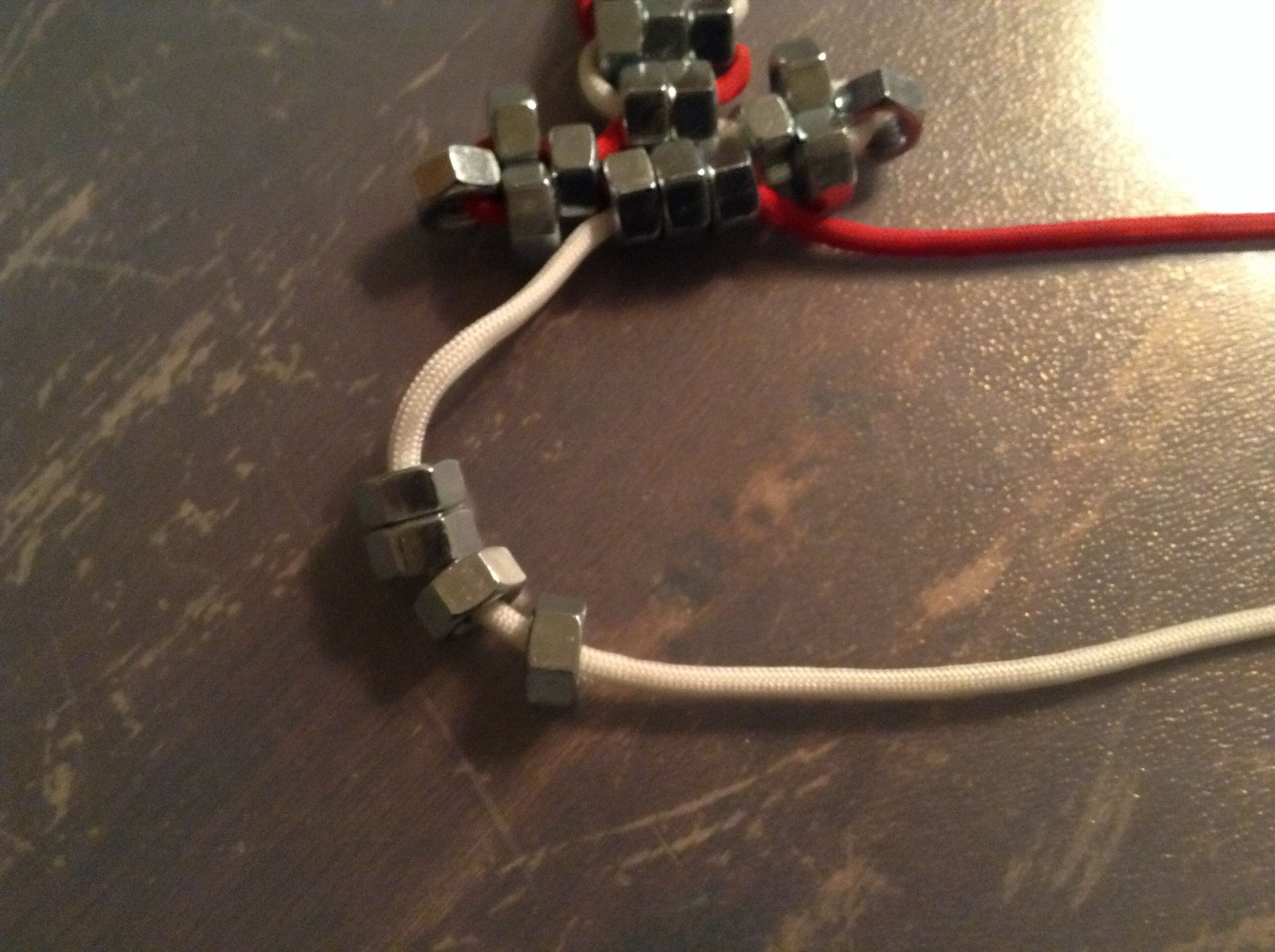 Paracord Gecko/ Lizard : 10 Steps (with Pictures) - Instructables