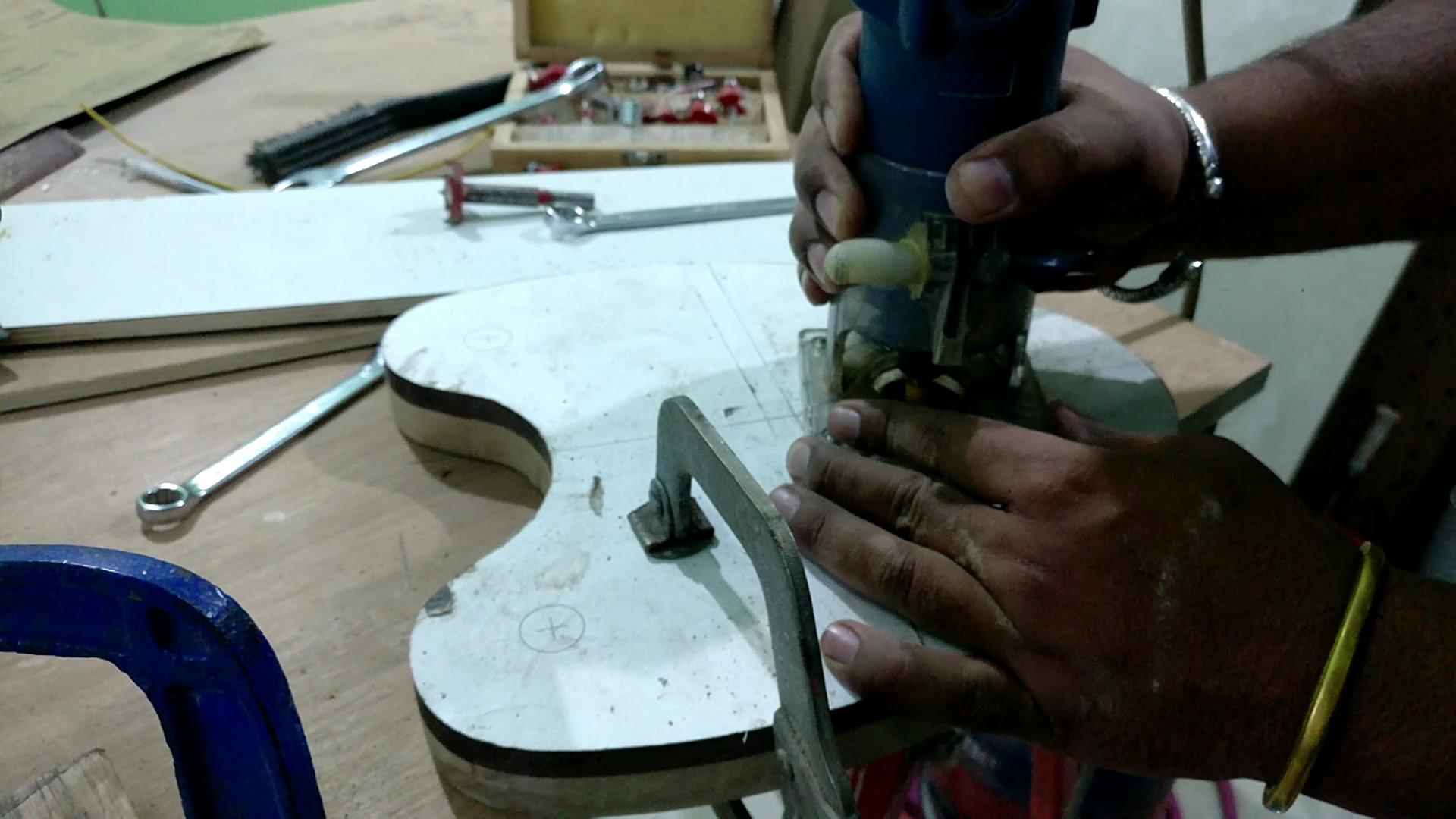 Giant Wooden Pad Lock and Key : 15 Steps (with Pictures) - Instructables