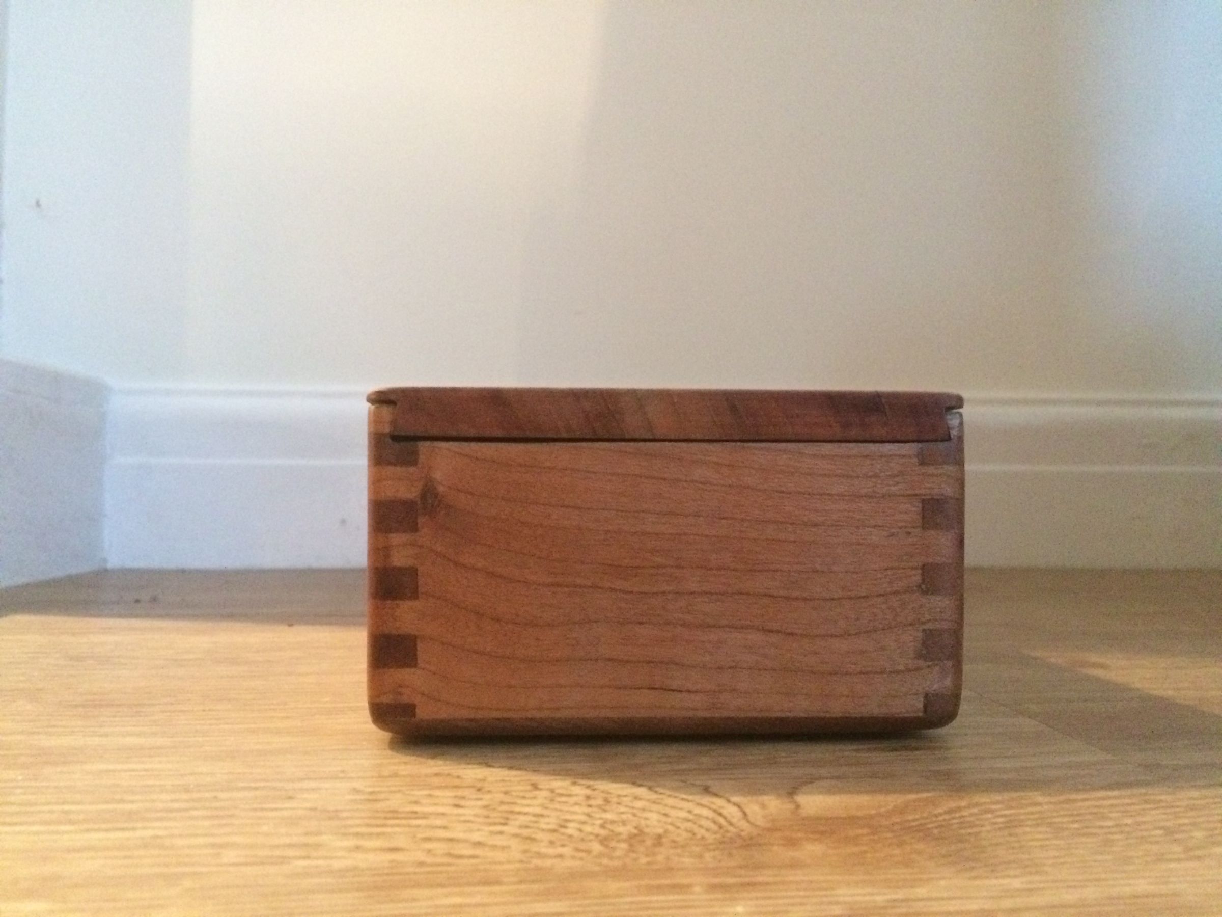 Wooden Box Using Finger Joints - Includes Sliding Dove-Tail Lid : 7 ...