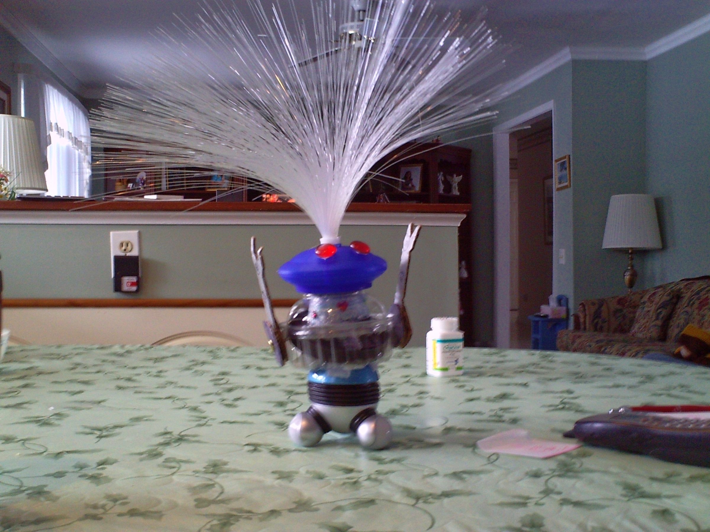Disco Robot Monster : 10 Steps - Instructables