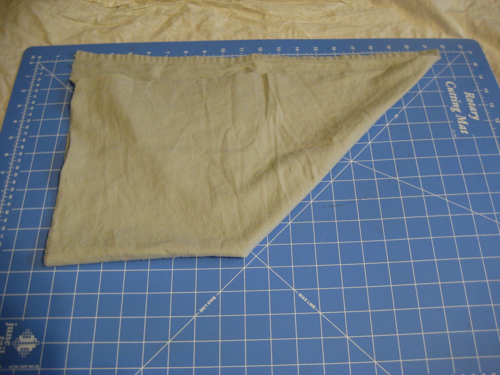 Origami Diaper Fold : 12 Steps (with Pictures) - Instructables
