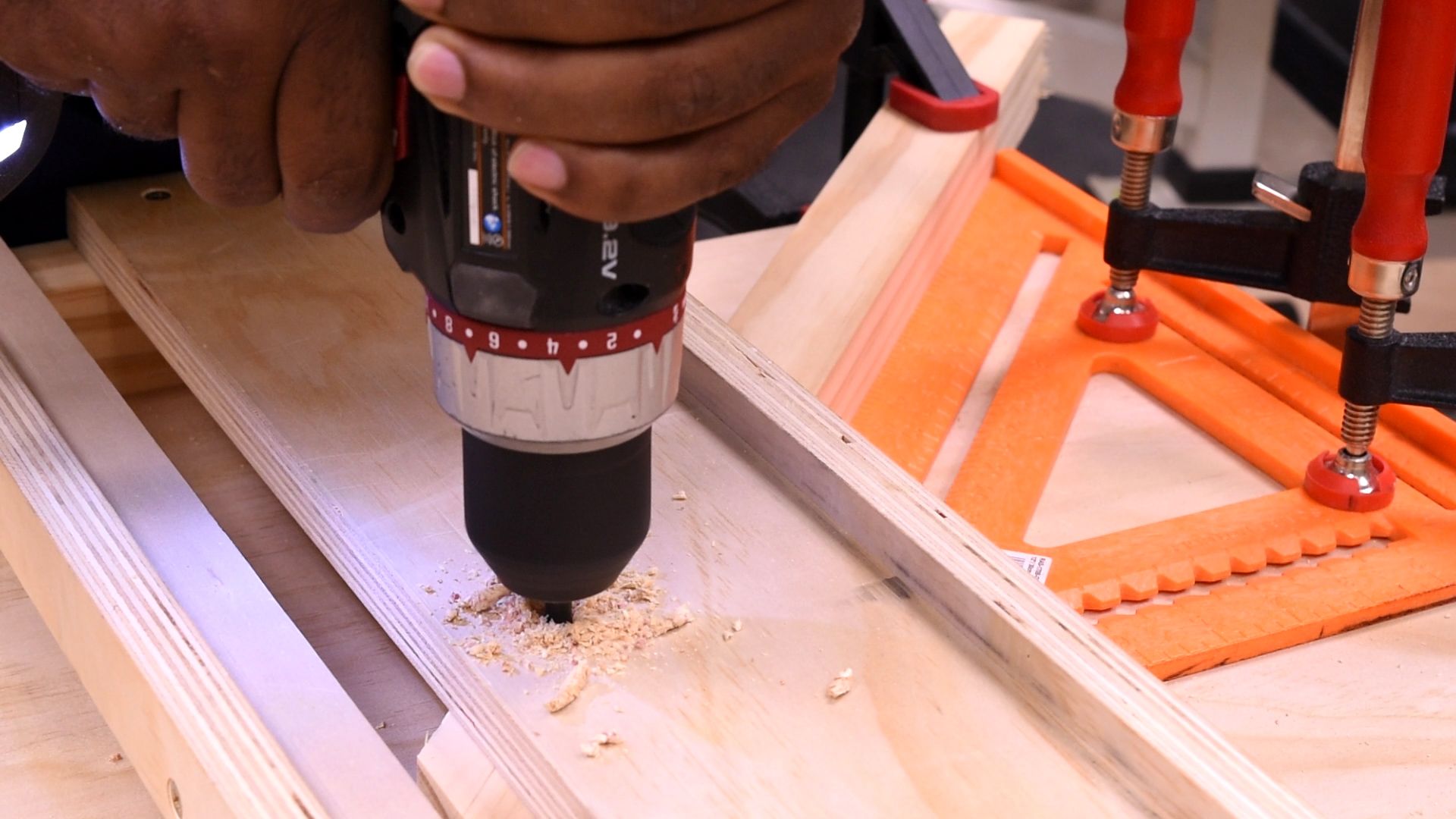 MAX CUT 2 Circular Saw Crosscut & Miter Jig : 11 Steps (with Pictures ...