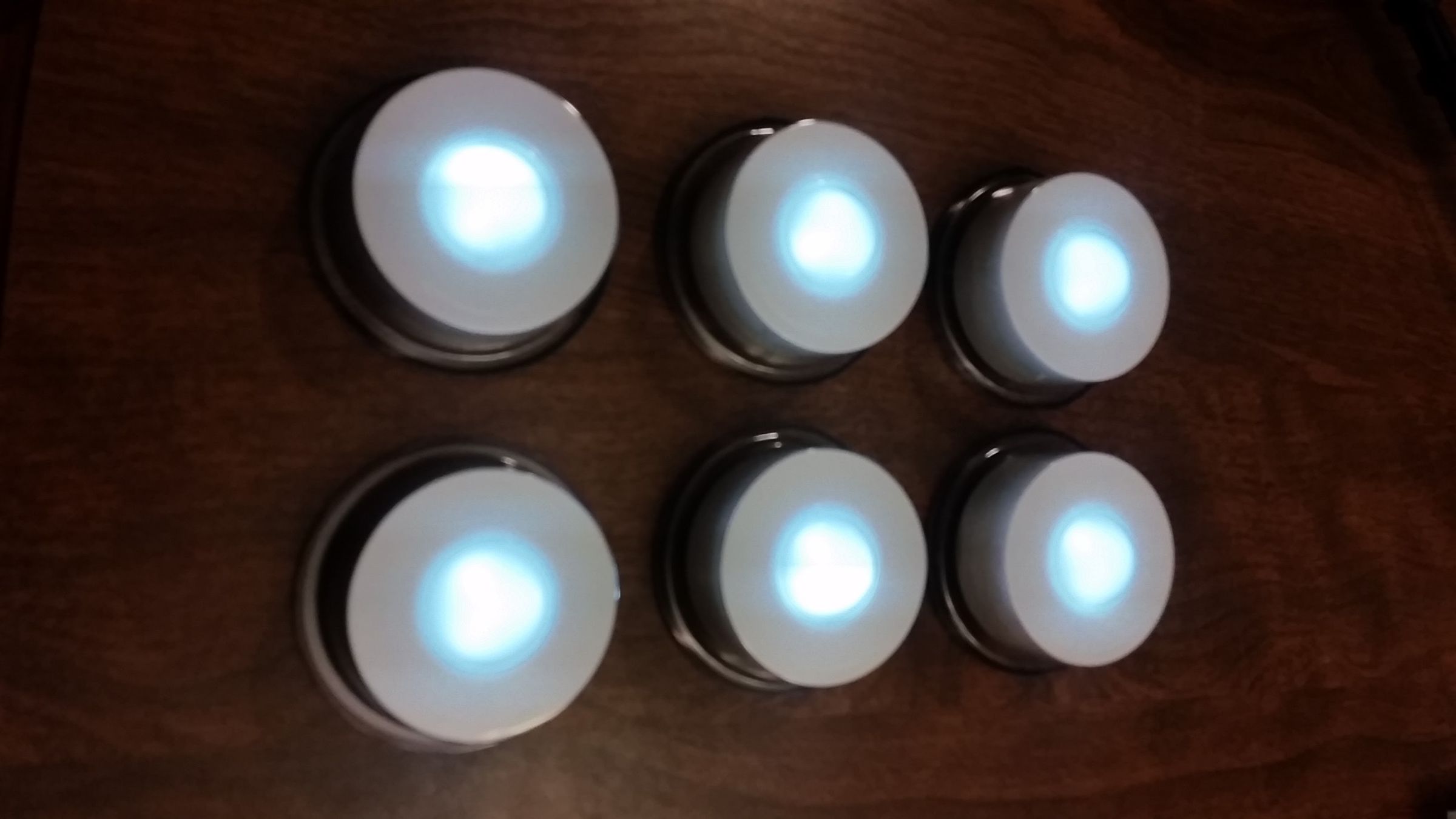 LED Puck Lights for Camping : 9 Steps (with Pictures) - Instructables