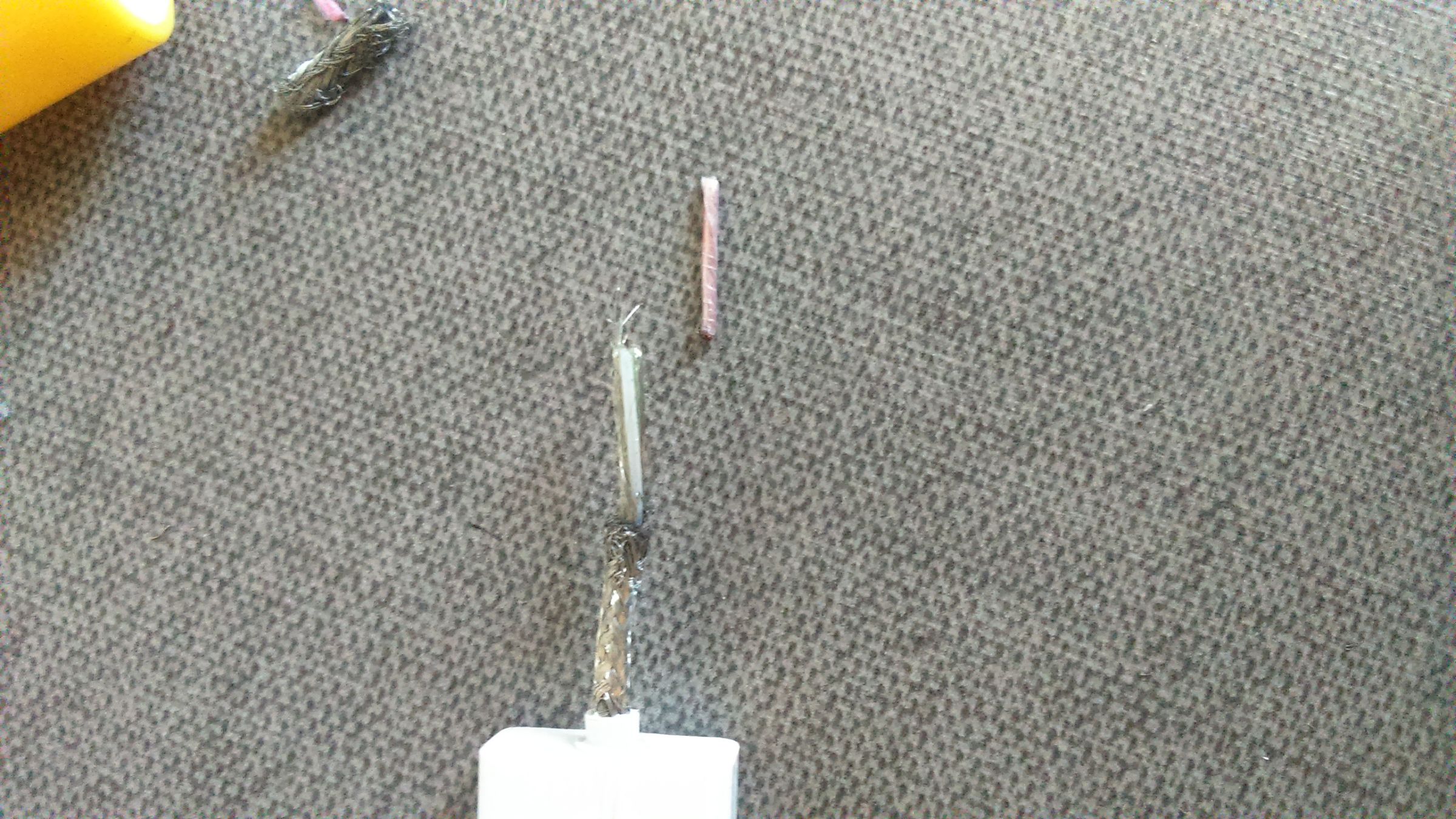 How to Fix the Cable Lightning Apple : 4 Steps (with Pictures ...