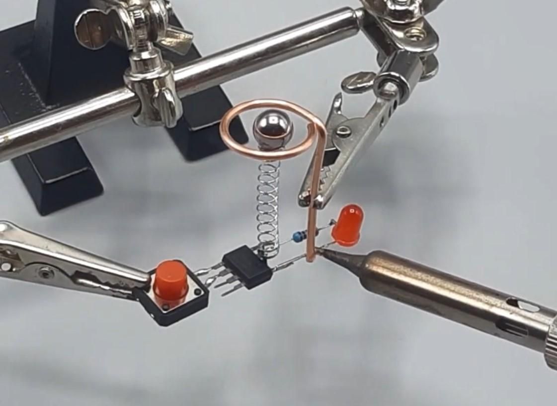 How to Make a Vibration Sensor : 7 Steps (with Pictures) - Instructables