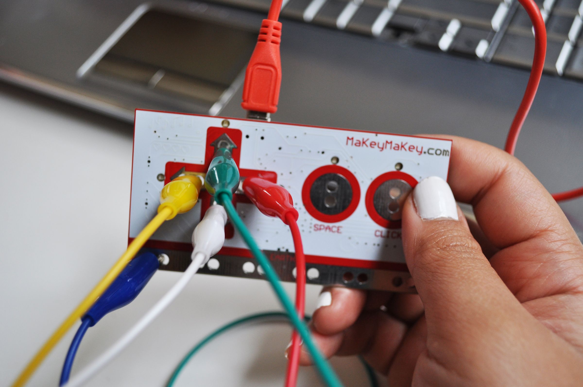 MaKey MaKey Experimenting / Experimenteer Met De MaKey MaKey : 8 Steps ...
